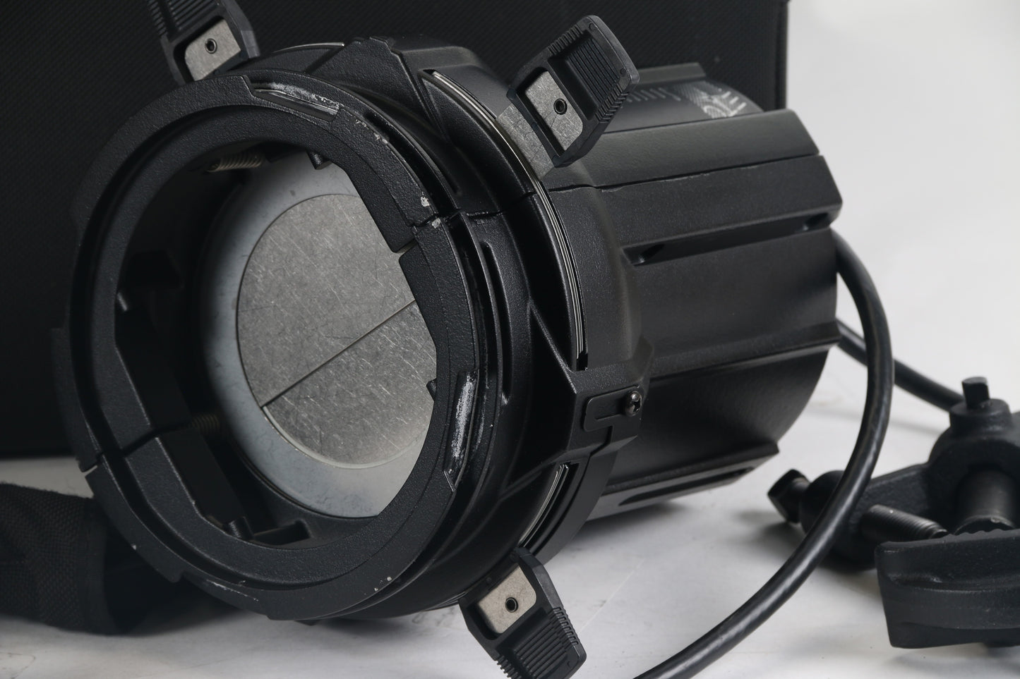 ETC Connect Source Four Hid Ellipsoidal Stage Light – NTC Tech
