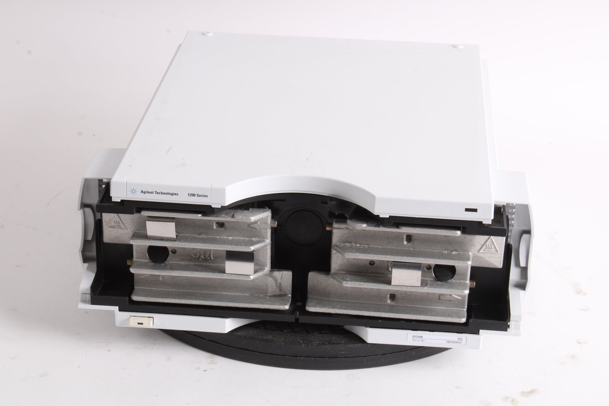 HP / Agilent / Keysight 1200 HPLC G1316A Column Compartment - No Front ...