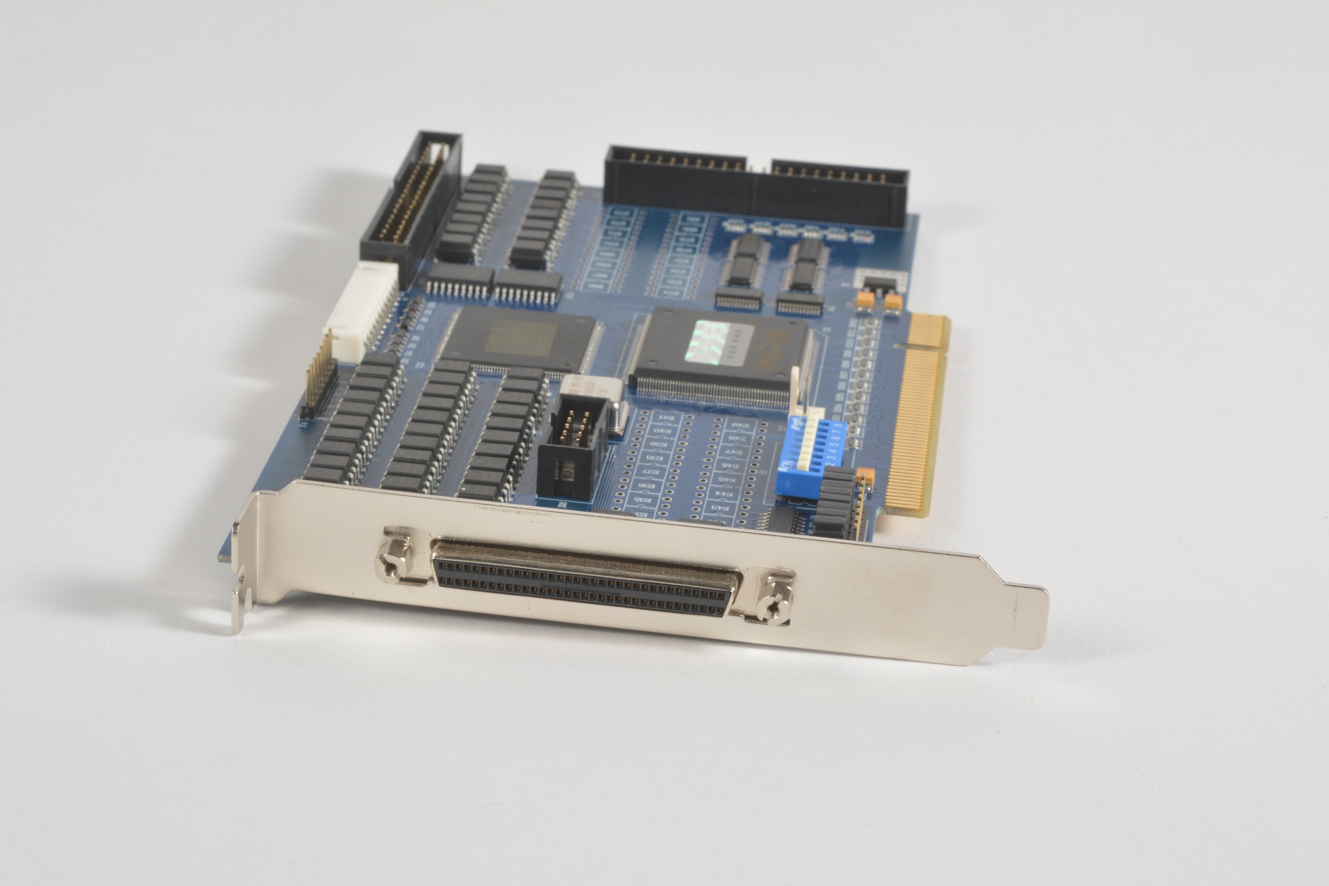 Leadtech DMC2410 Motion Control Card – NTC Tech