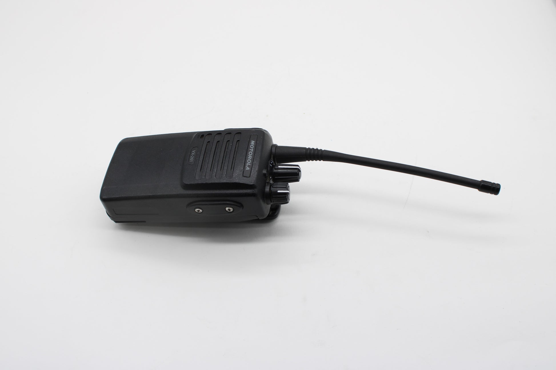 Motorola VX-261 UHF Radio VX-261-G7-5 With Antenna, Battery Pack, Belt ...