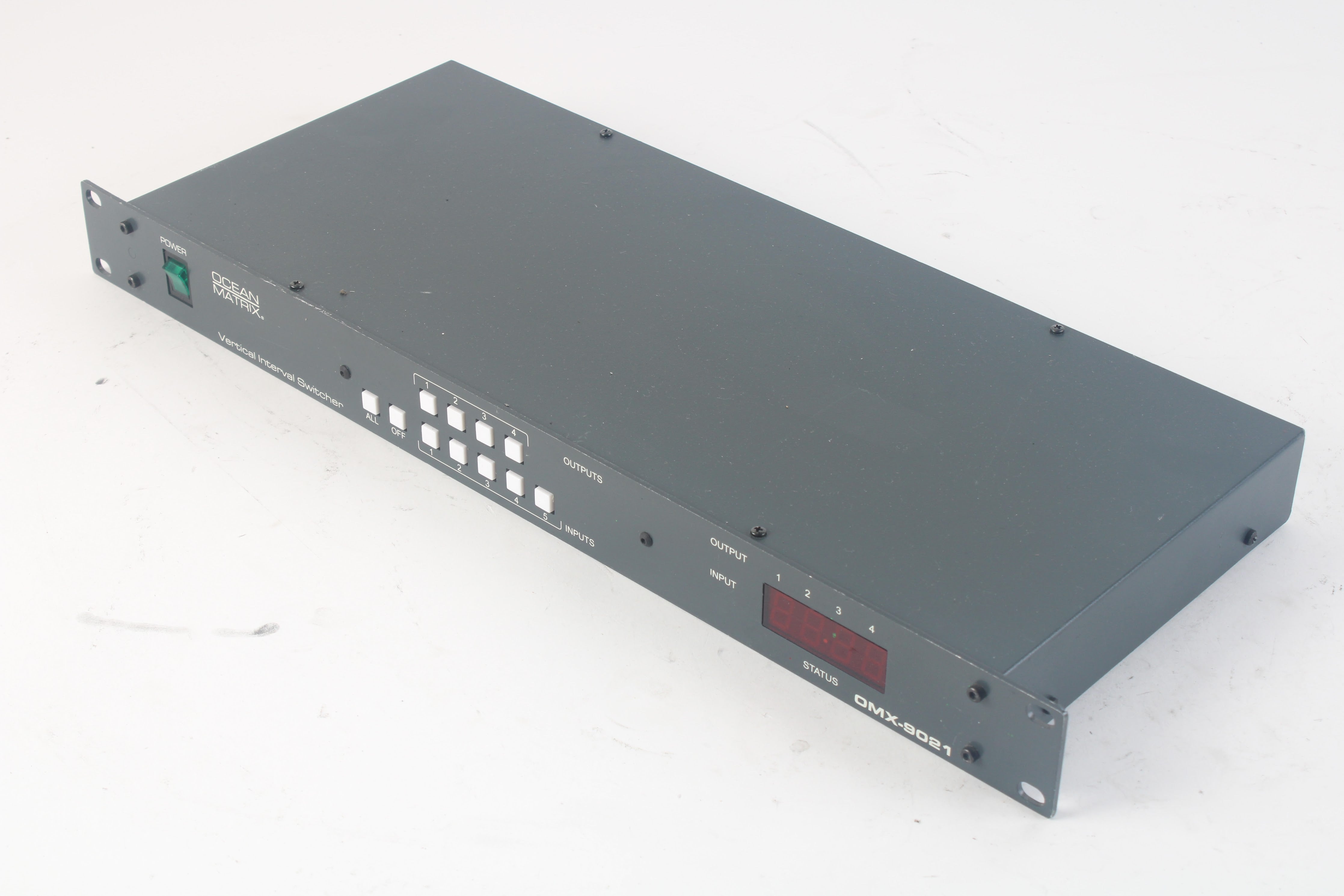 Ocean Matrix OMX-9021 Vertical Interval Switcher – NTC Tech