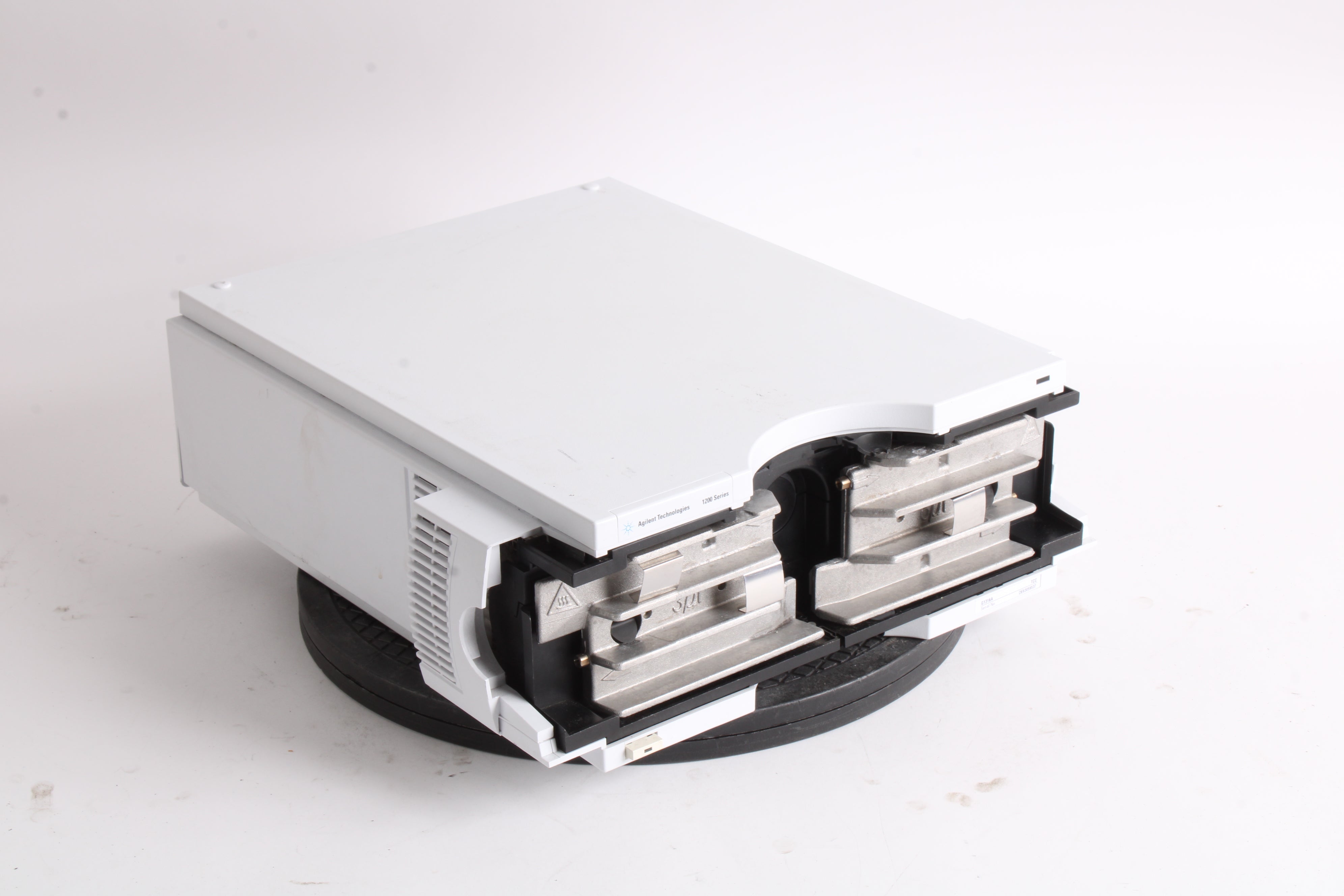 HP / Agilent / Keysight 1200 HPLC G1316A Column Compartment - No Front ...