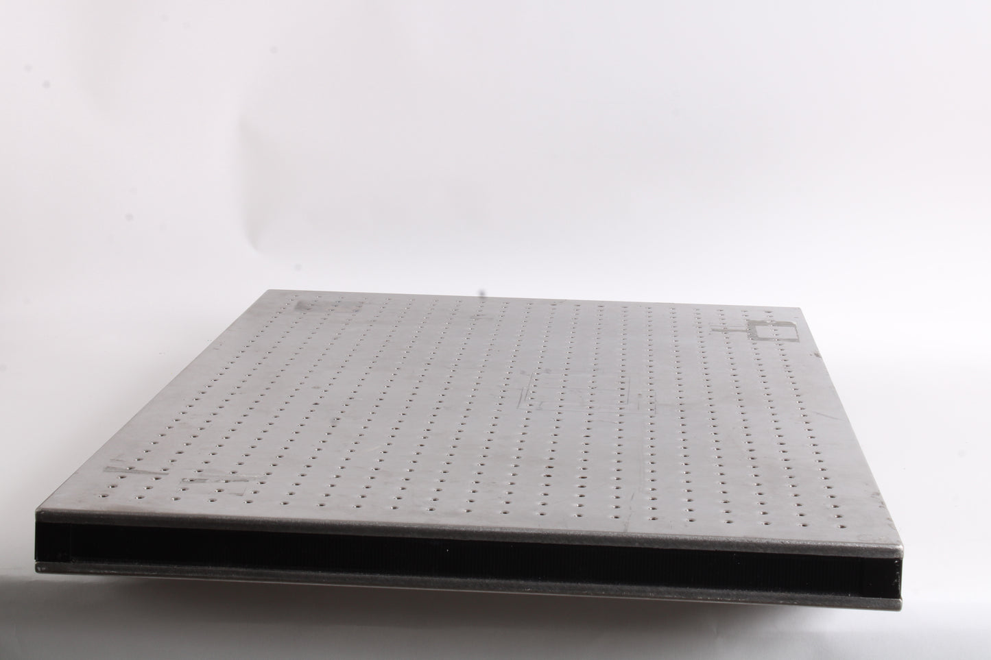 TMC 75SSC-115-02 Breadboard 1/4-20 35 x 23 x 2 – NTC Tech