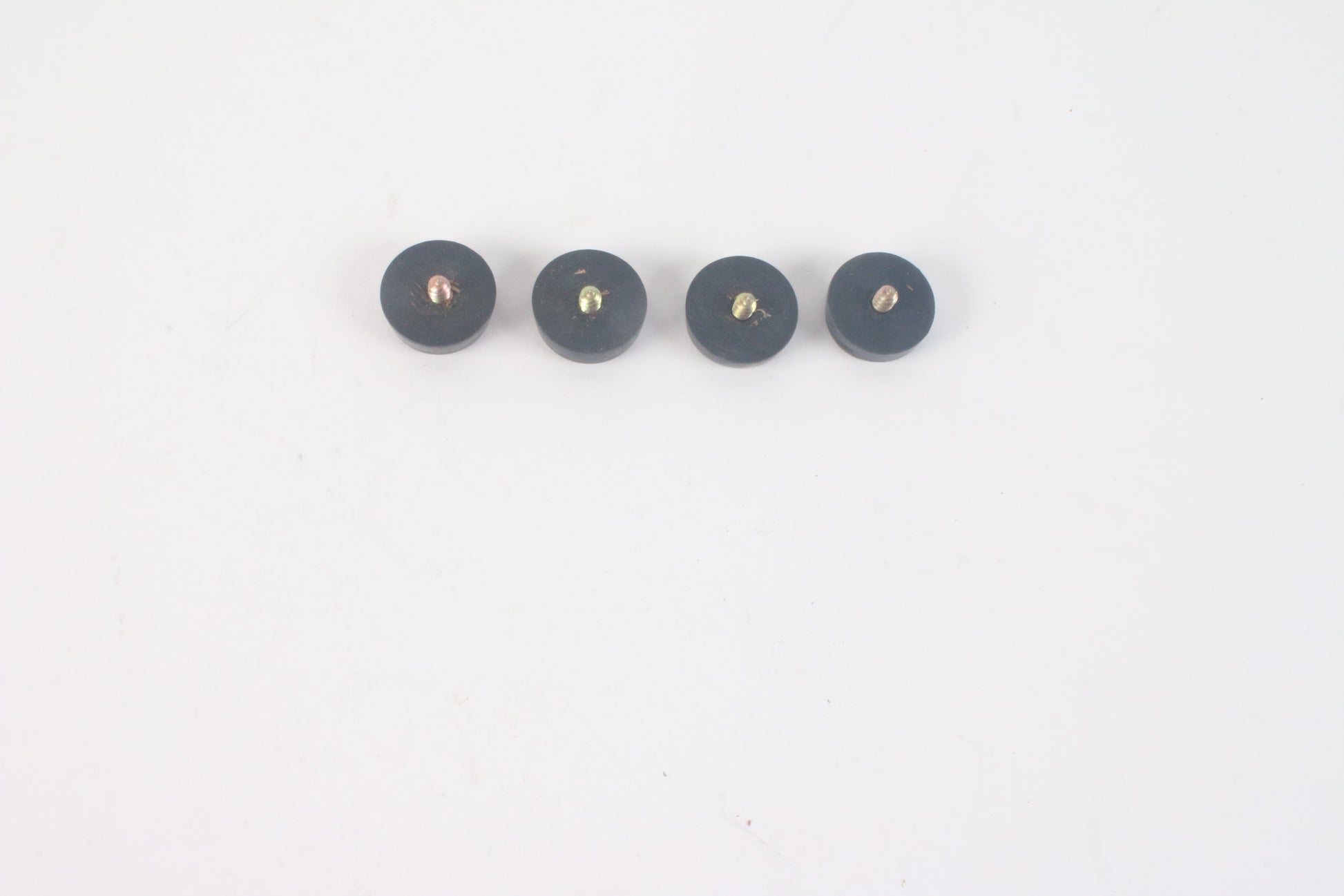 Sanyo DCX3300KA Vintage Receiver Feet Set of 4 – NTC Tech