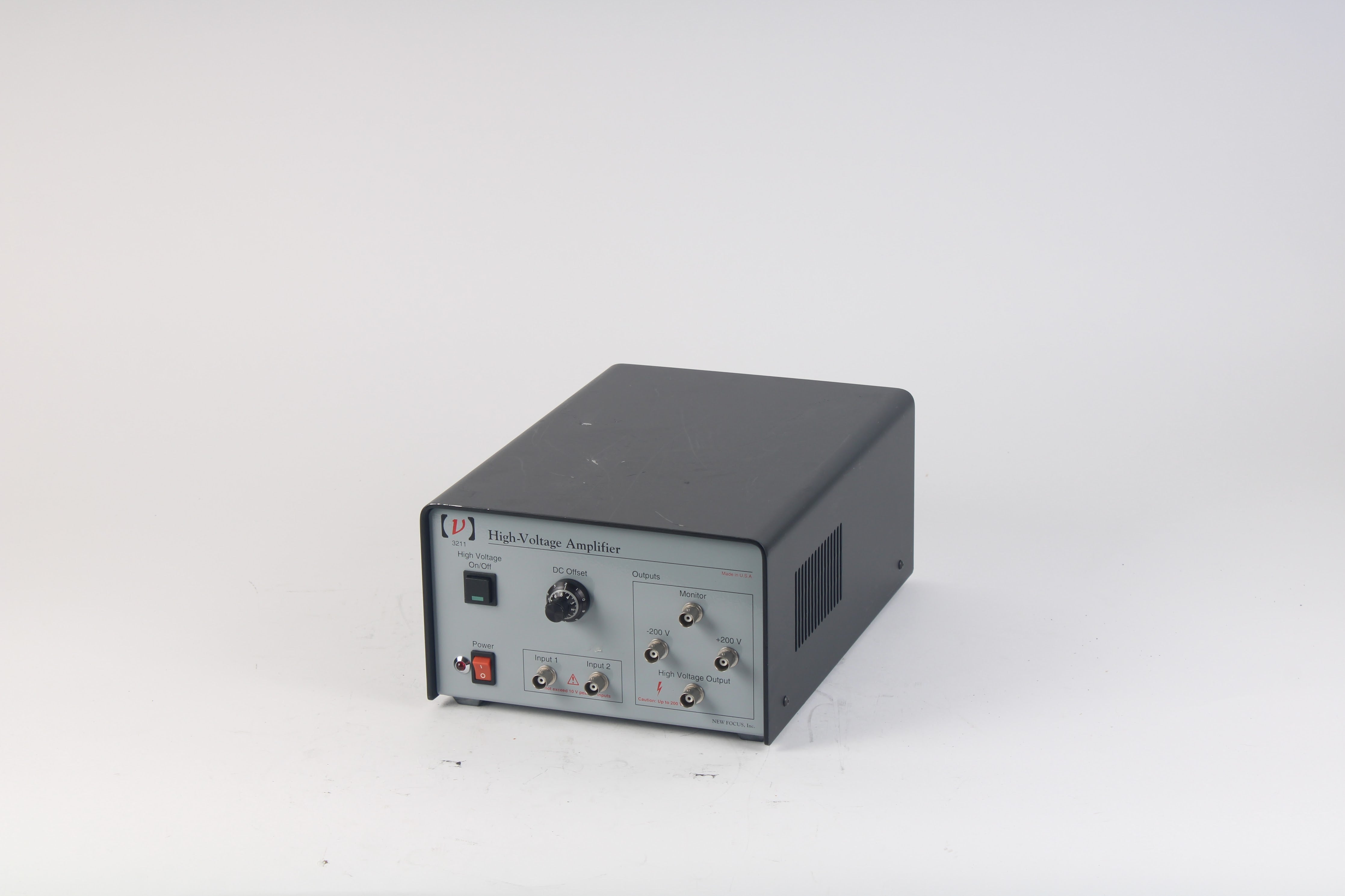 New Focus 3211 High-Voltage Power Amplifier - AS IS – NTC Tech