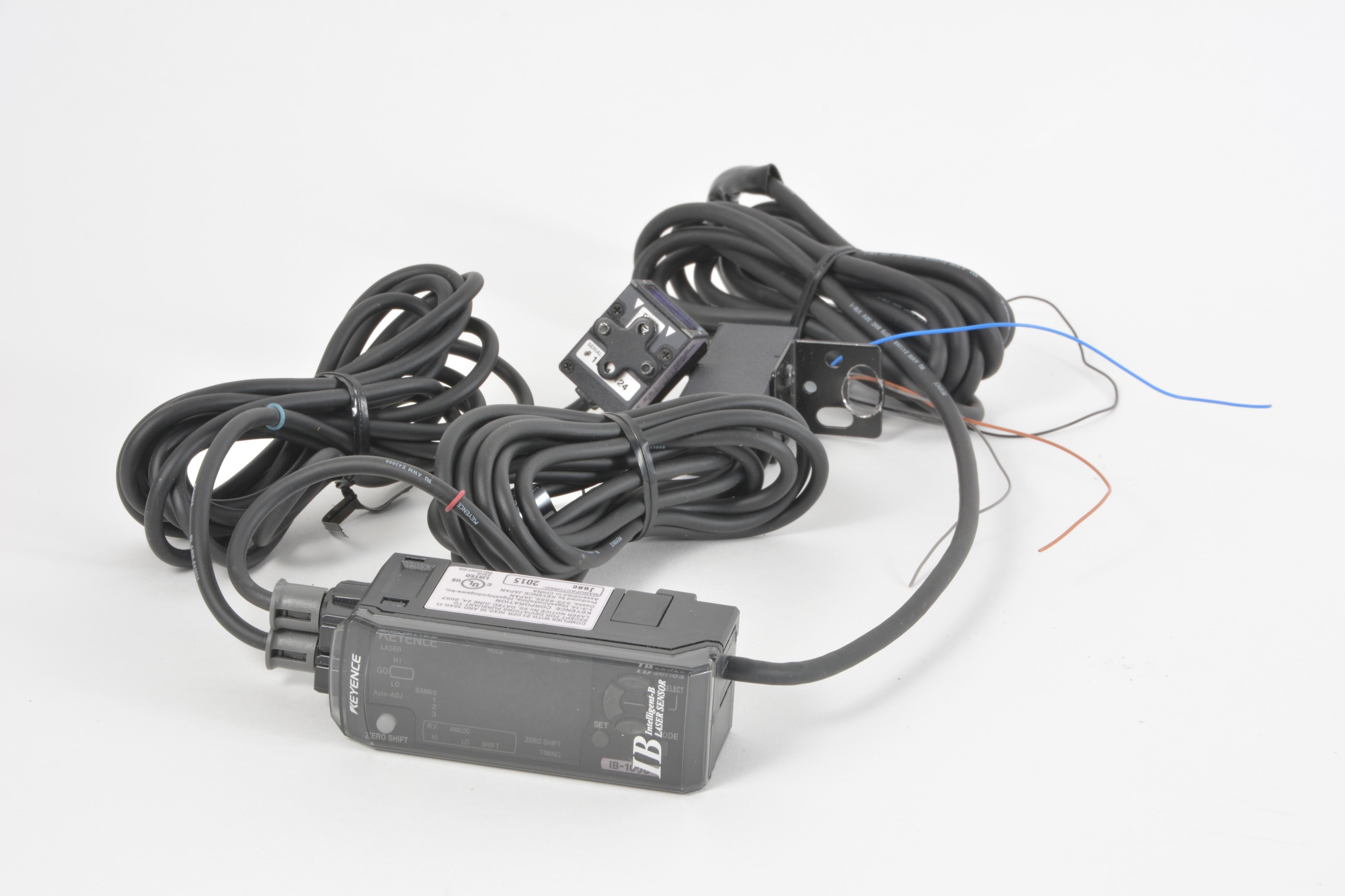 Keyence IB-10 Photoelectric Laser Sensor W/ IB-1000 Amplifier – NTC Tech