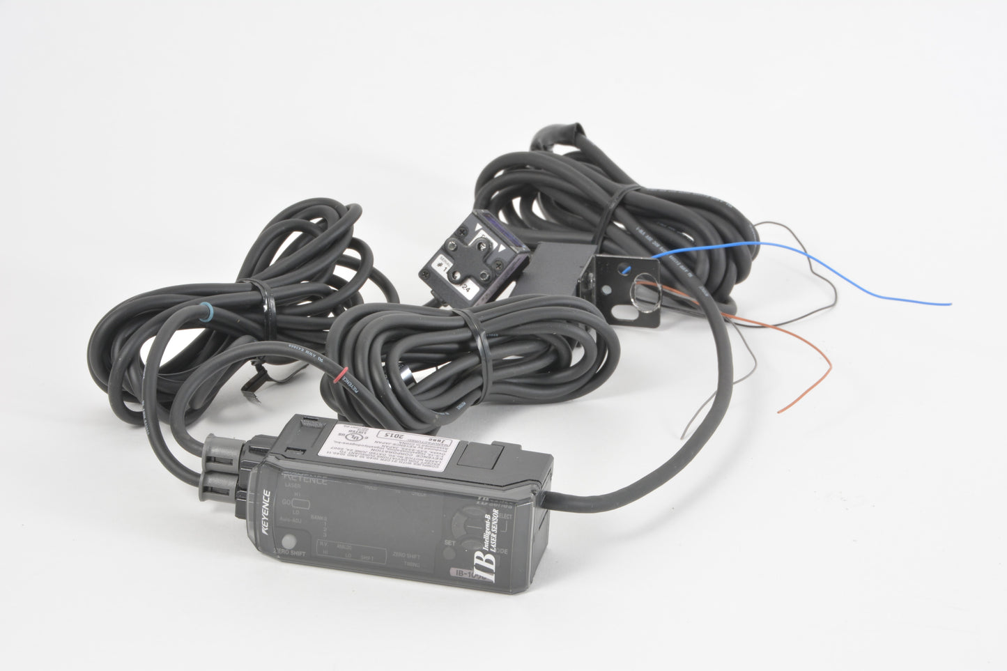 Keyence IB-10 Photoelectric Laser Sensor W/ IB-1000 Amplifier – NTC Tech