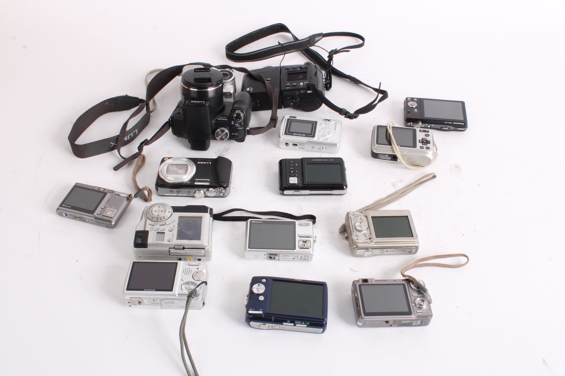 Nikon, Panasonic, Fujifilm, Olympus, SVP, Casio Digital Cameras Lot of ...