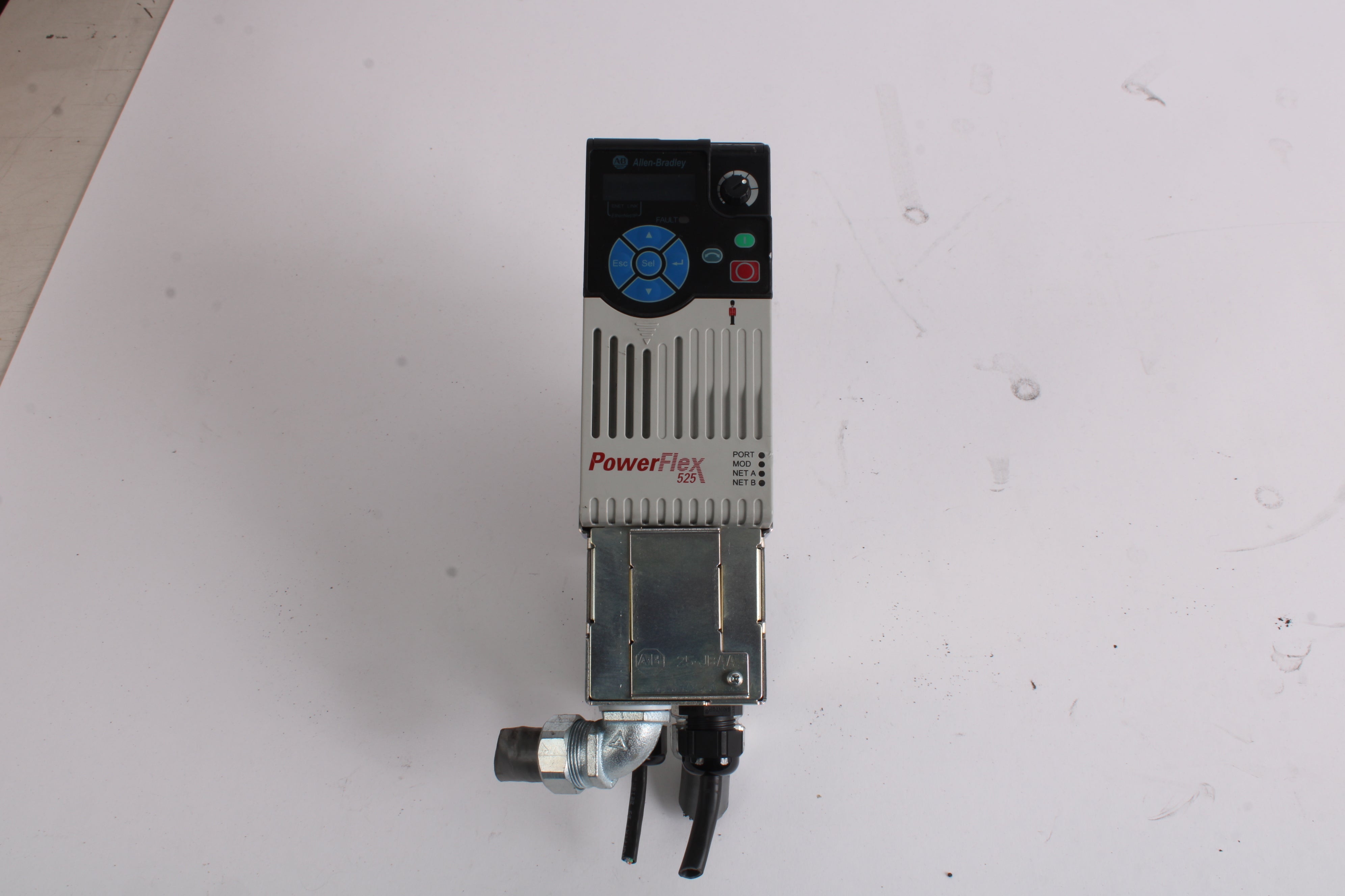 Allen Bradley 25B-D4P0N104 Drive PowerFlex 525 Includes Connector Box ...