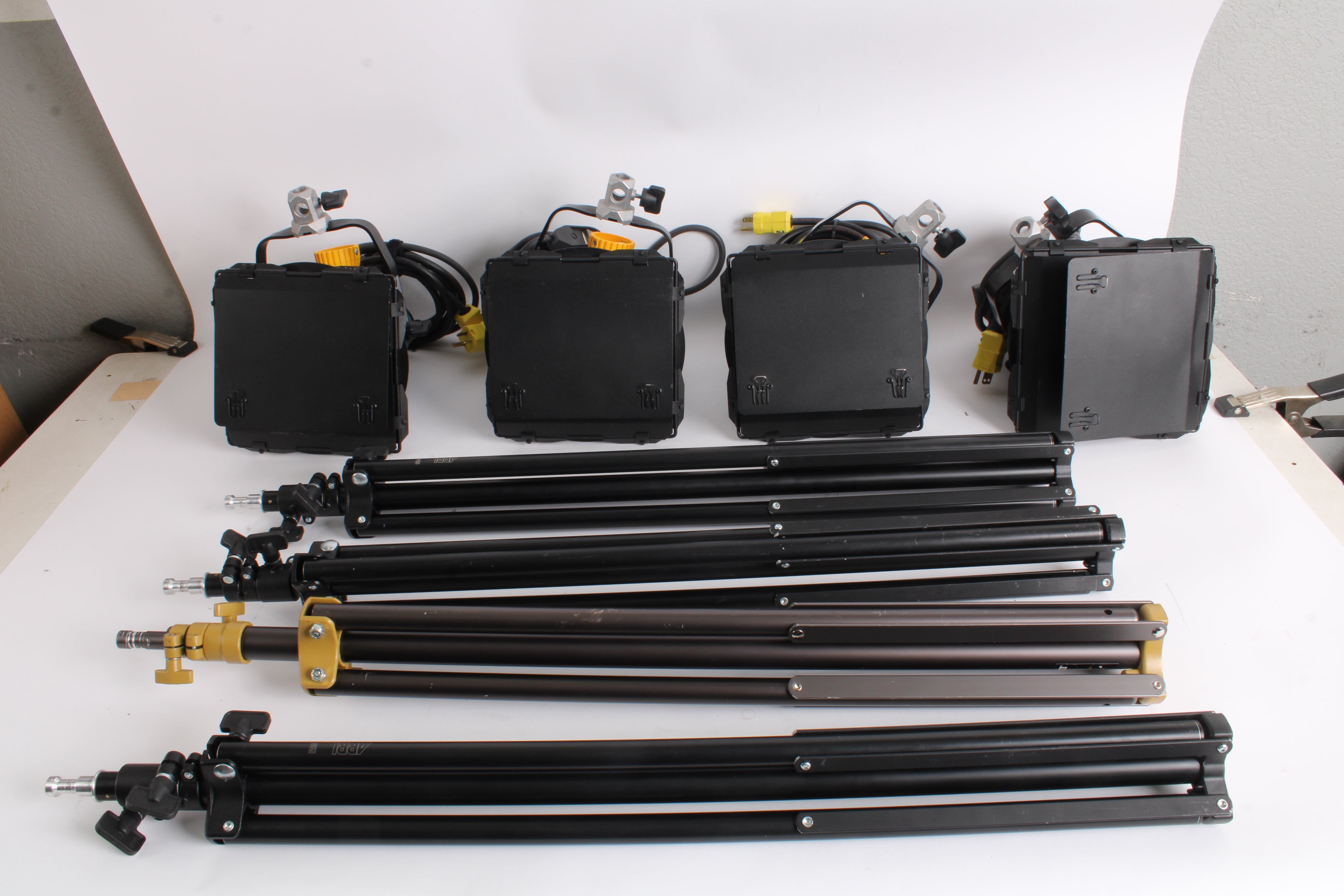 Arri Spotlight Arrilite 1000 Studio Spotlight W/ Barn Doors, Stands, a ...