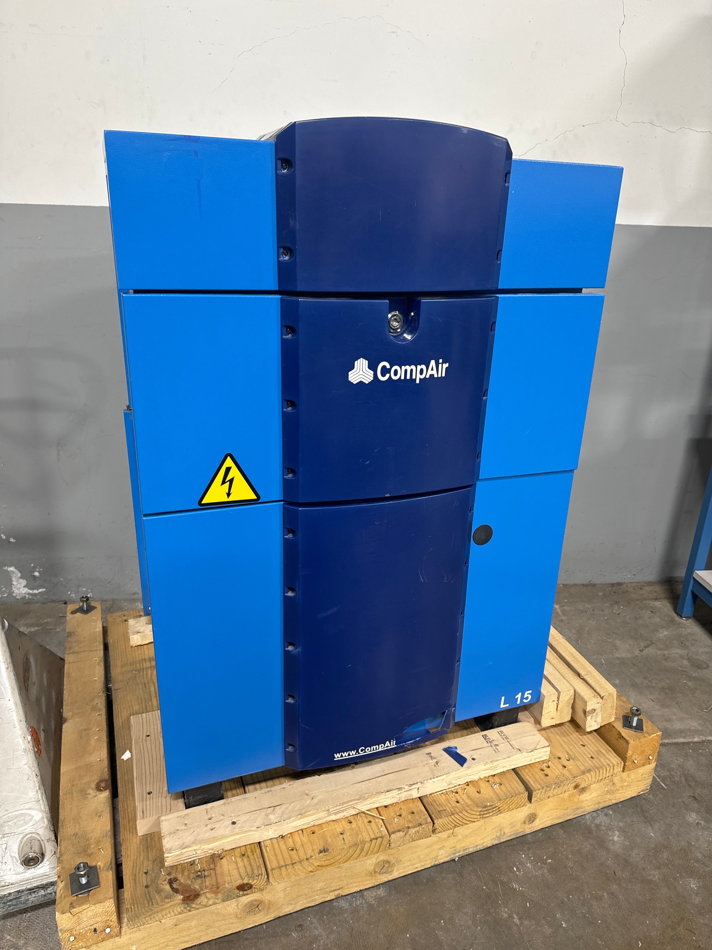 CompAir LFR2A Air Compressor & Dryer 20HP 86CFM 130PSI 2013 - Fair Con ...