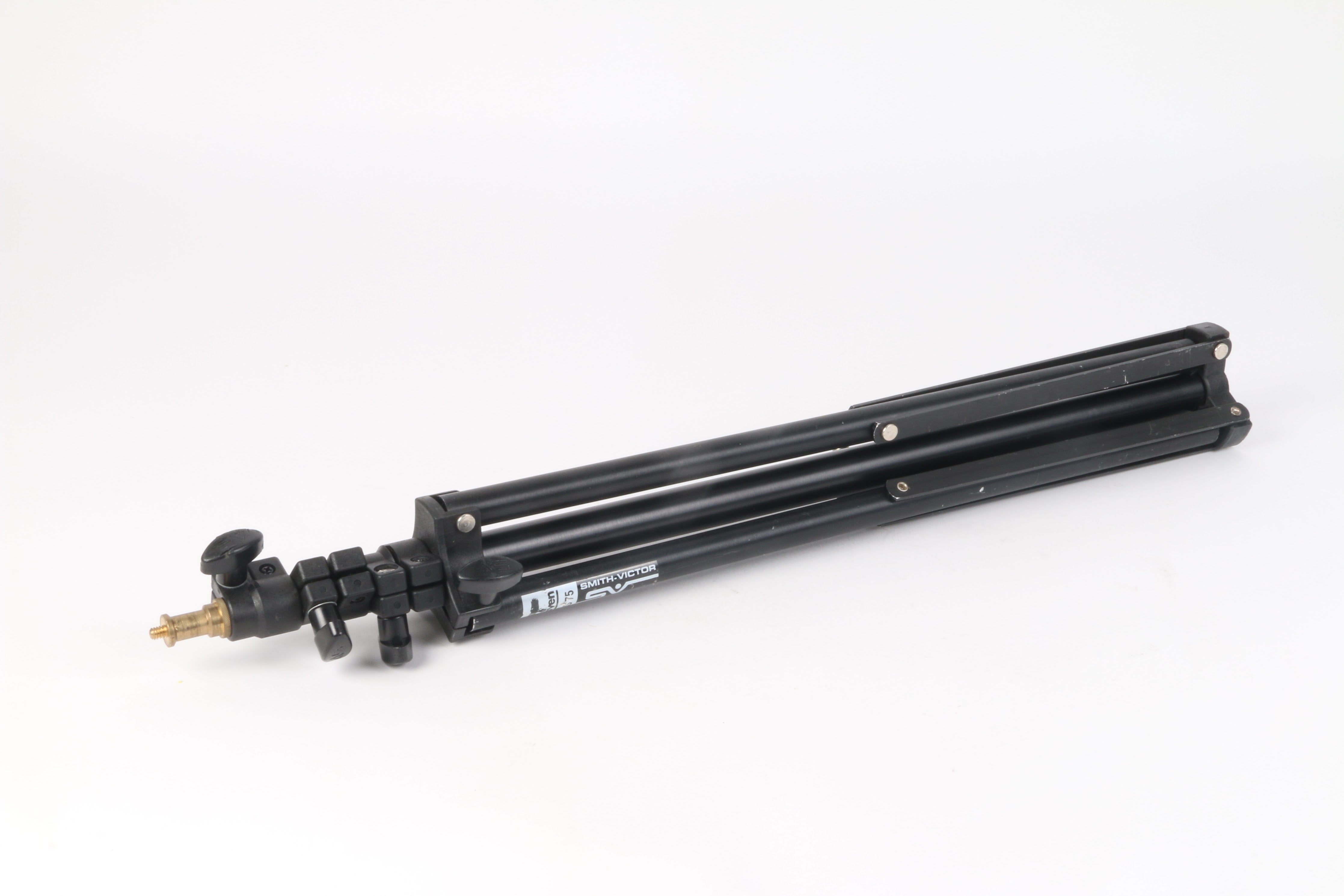 Smith-Victor Raven RS75 Light Stand - Fair Condition – NTC Tech