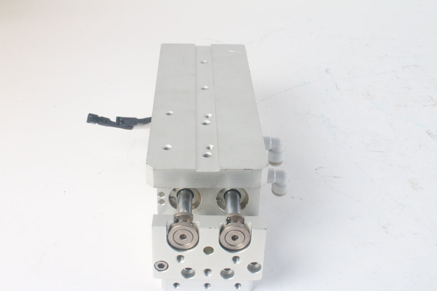 Airtac HLQ20X30SAS Compact Slide Cylinder With 2x SMC D-M9B Sensor ...