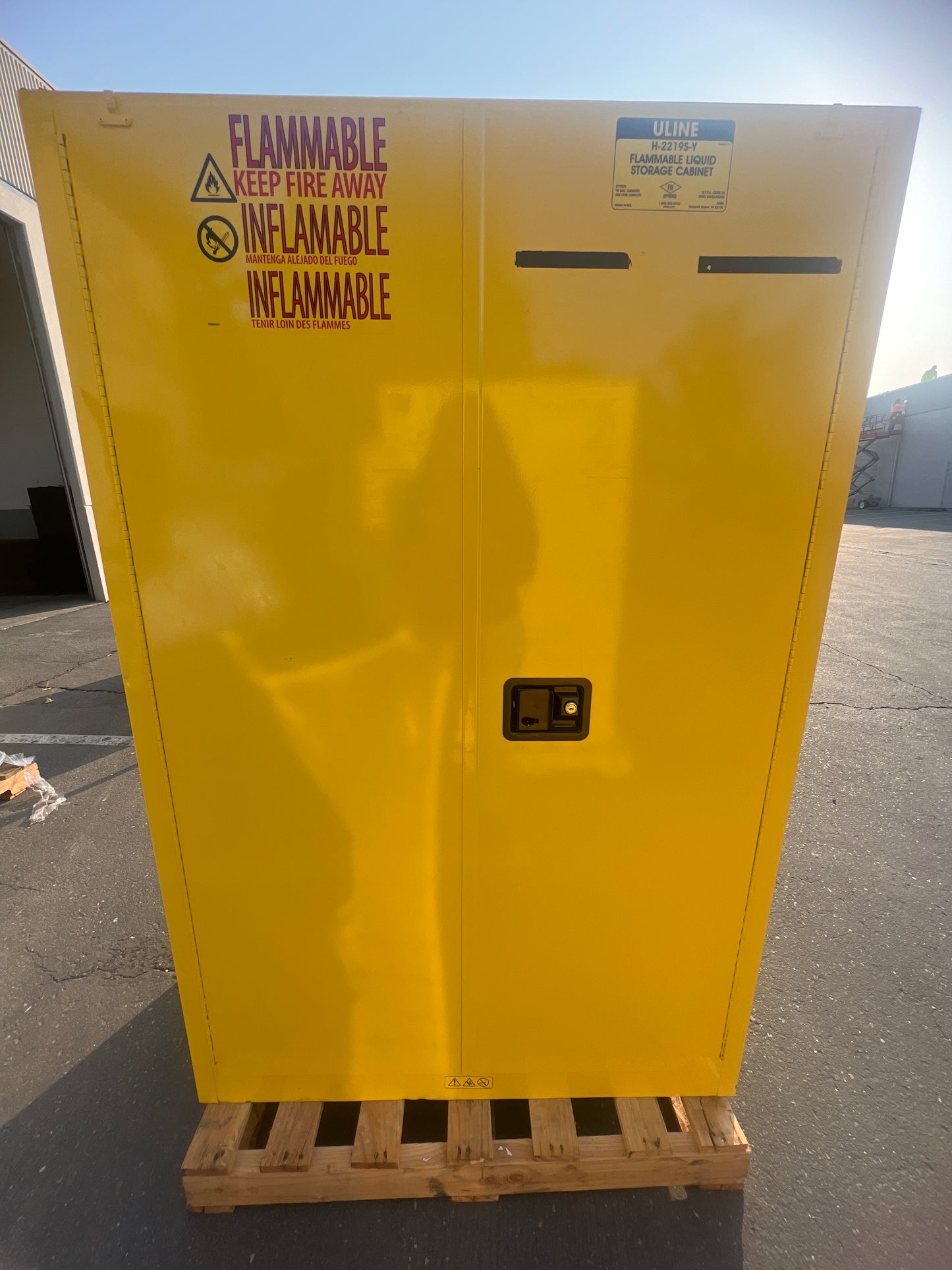 Uline H-2219S-Y Flammable Liquid Storage Cabinet 90 Gallon 340 Liter C ...