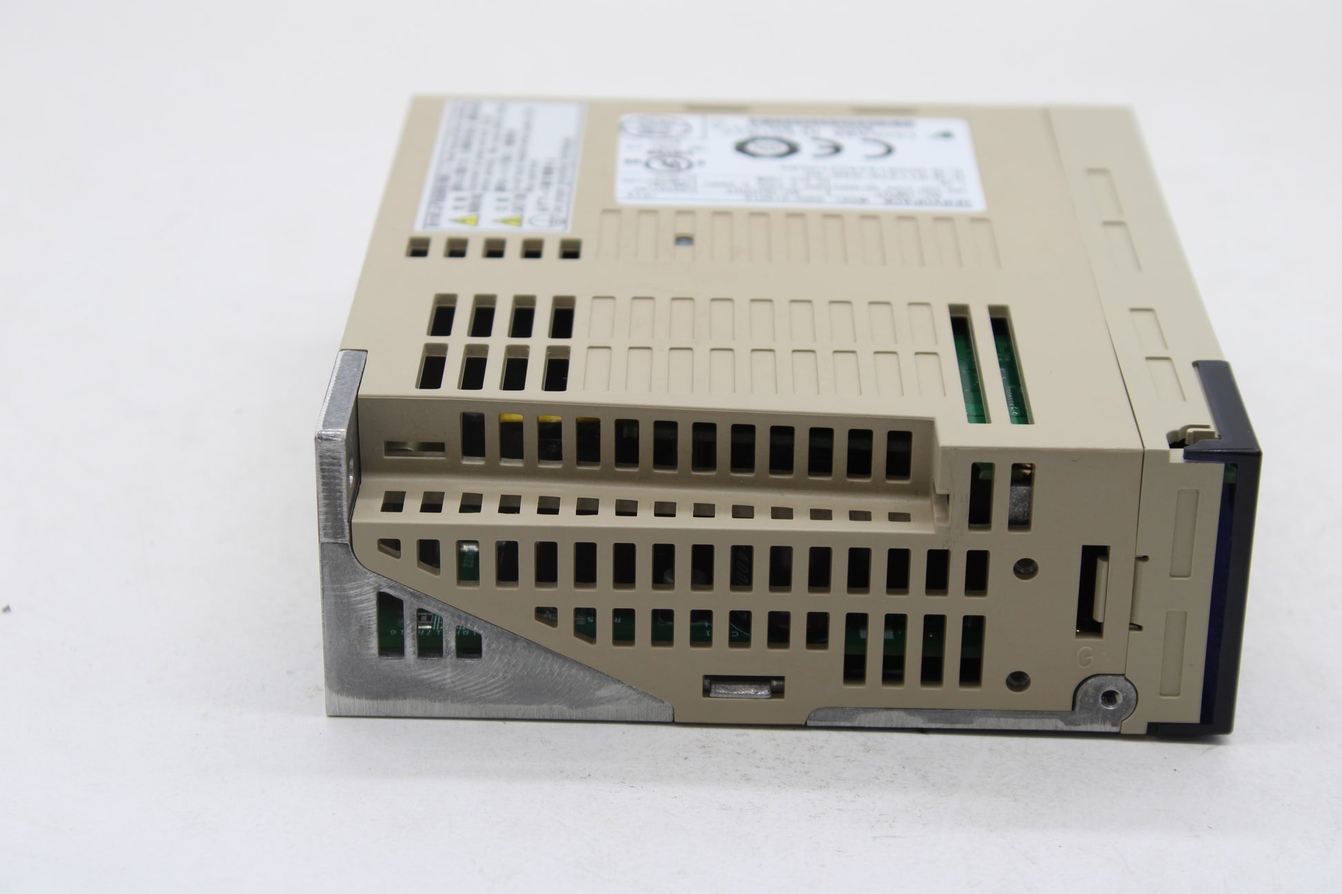 Yaskawa Electric SGDS-01A01A 1PH 200-230V Servo Drive - No Connectors ...