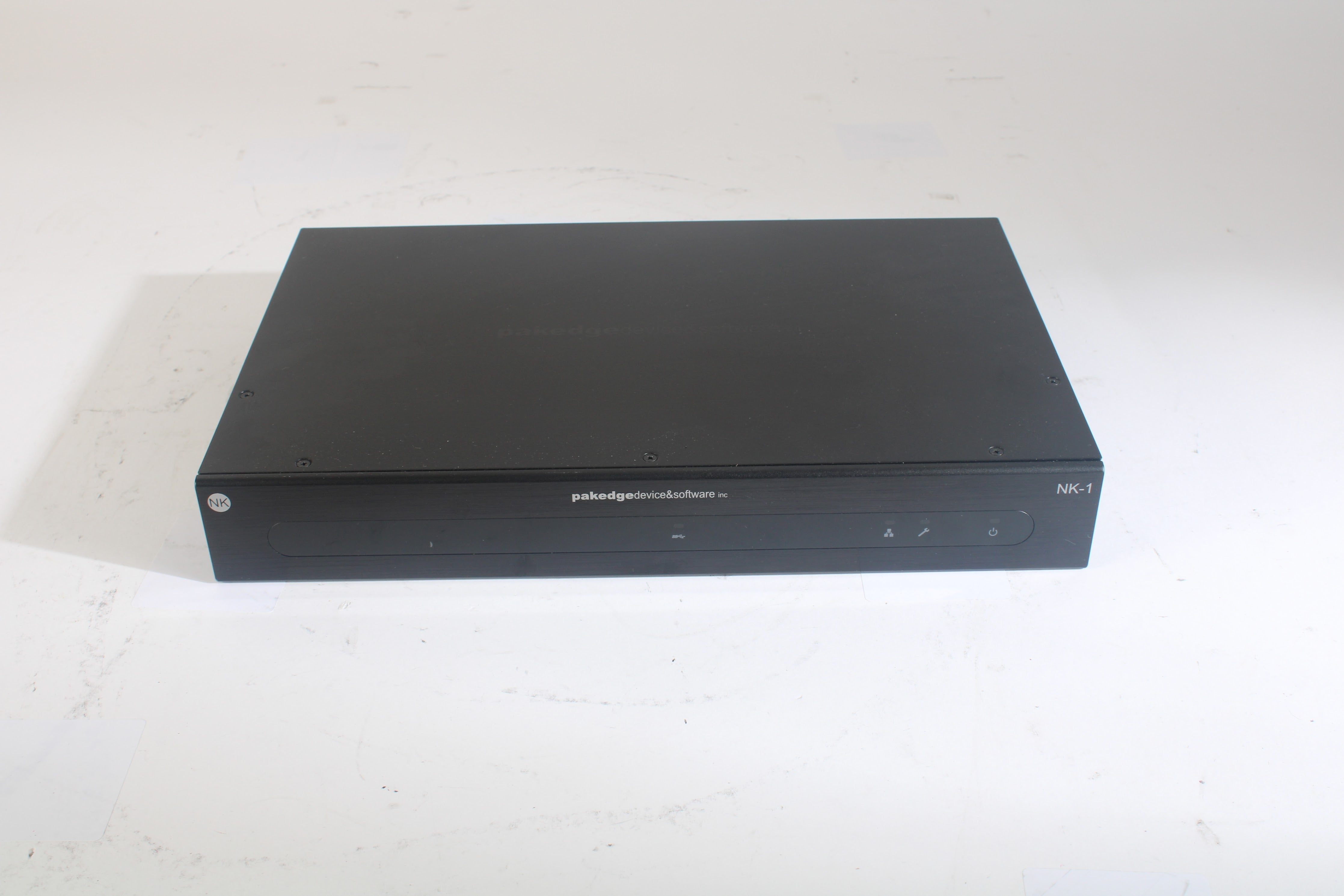 Pakedge Device NK-1 Wireless Network Access Point Controller – NTC Tech