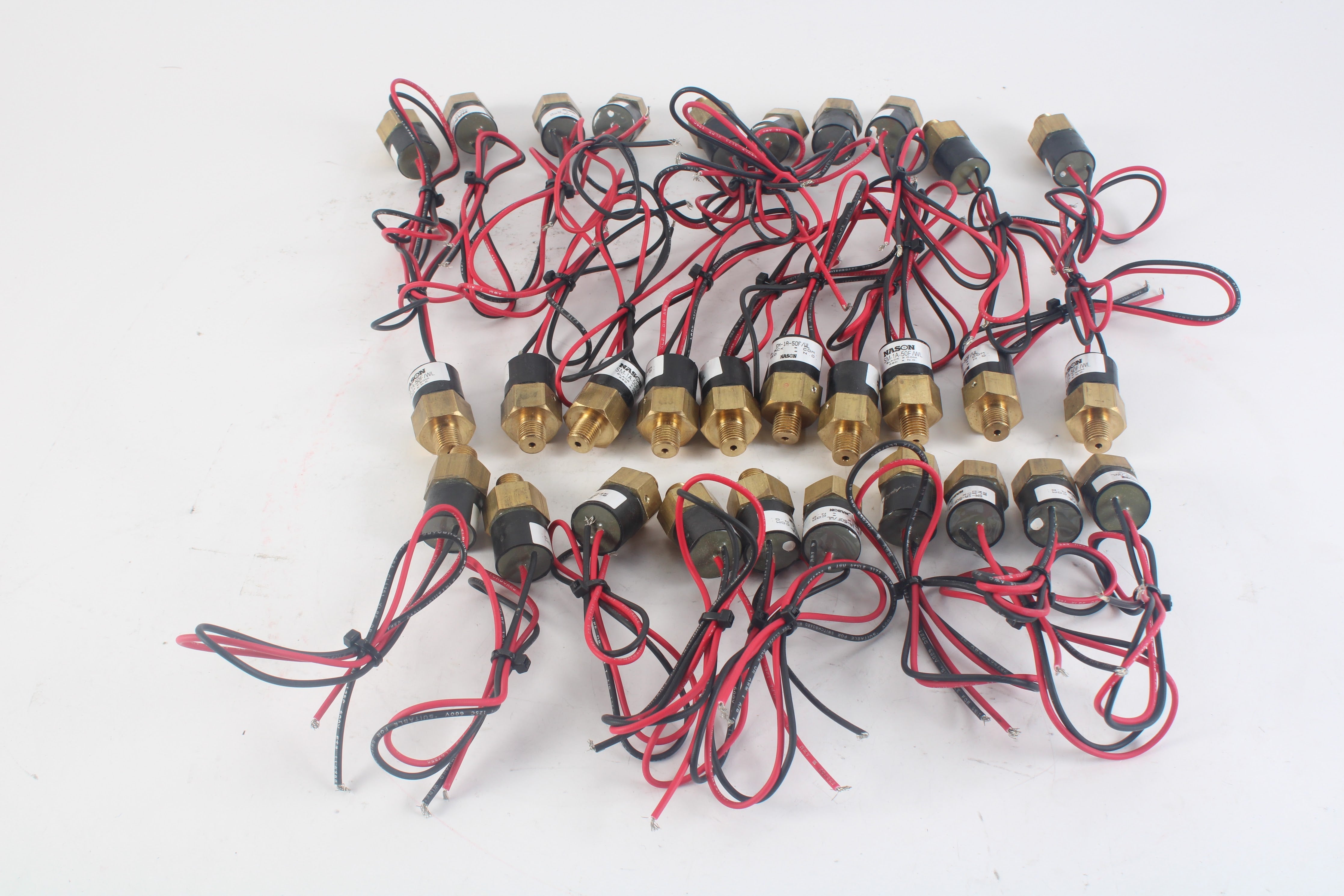 Nason SM-1A-50F/WL Pressure Switch Lot of 30 – NTC Tech