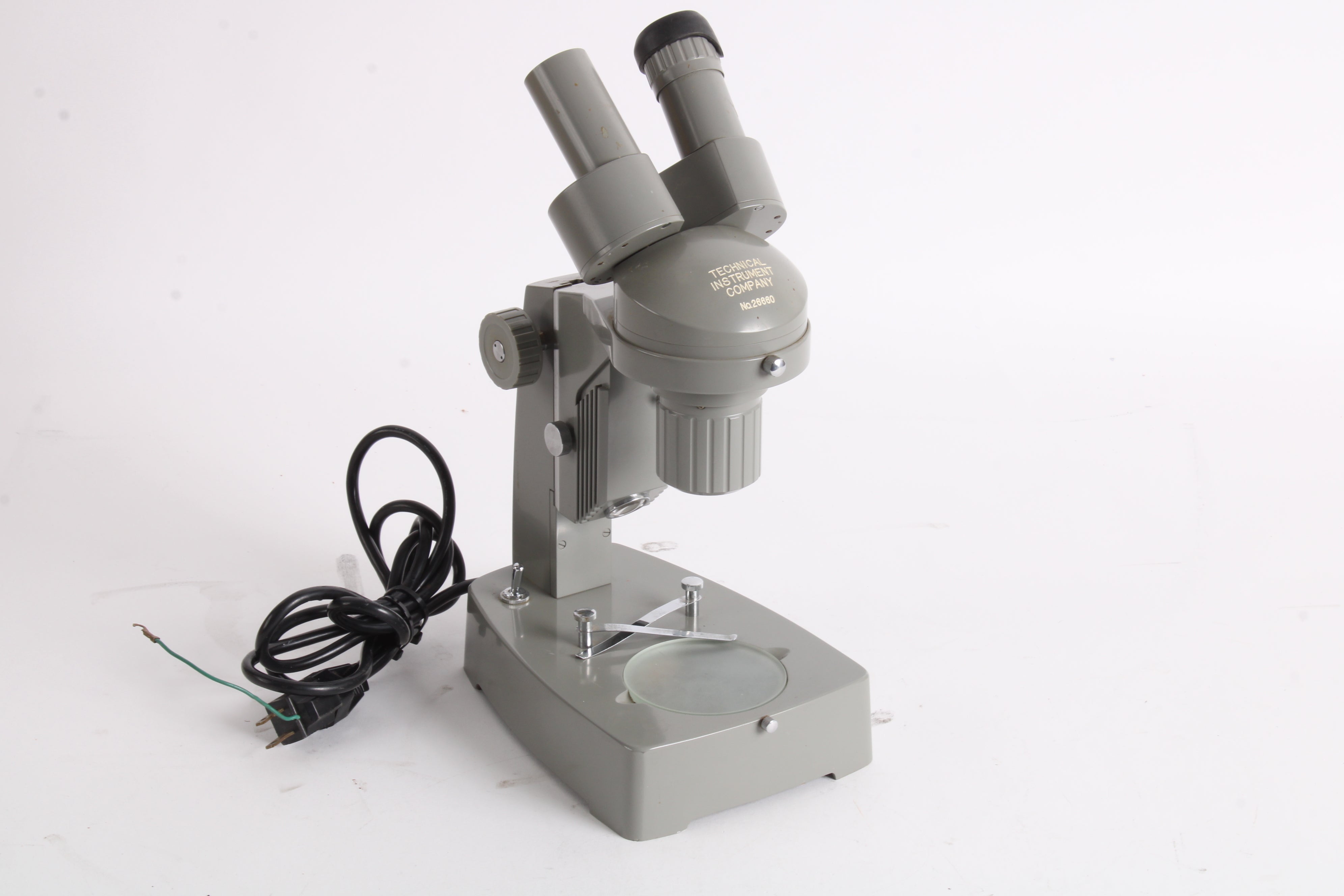 Technical Instrument 26660 Microscope With 2x W.10X Eye Pieces and Woo ...