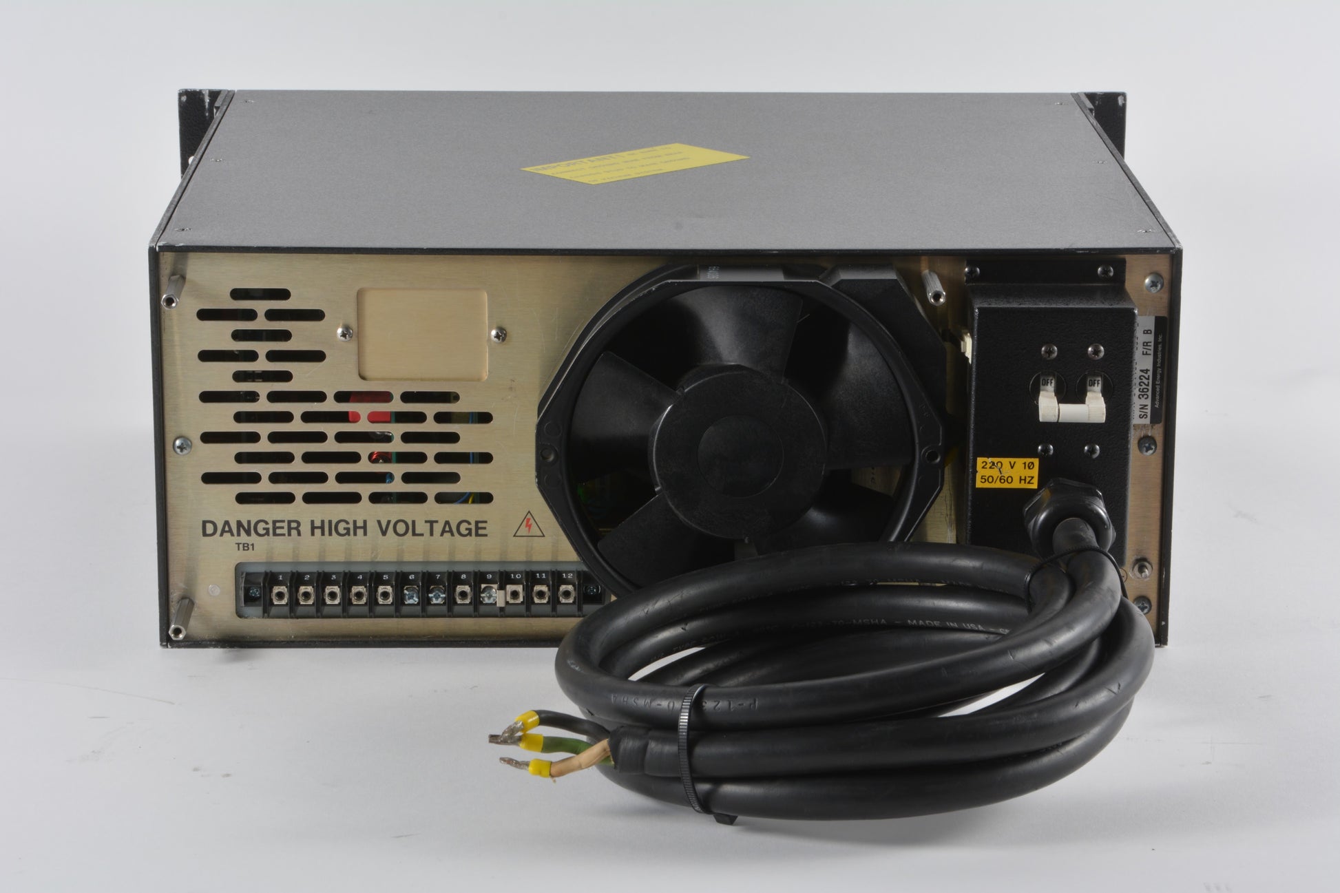 1x AE Advanced Energy 3151100-003B ID 3501 ION Beam Drive / Power Sour – NTC Tech