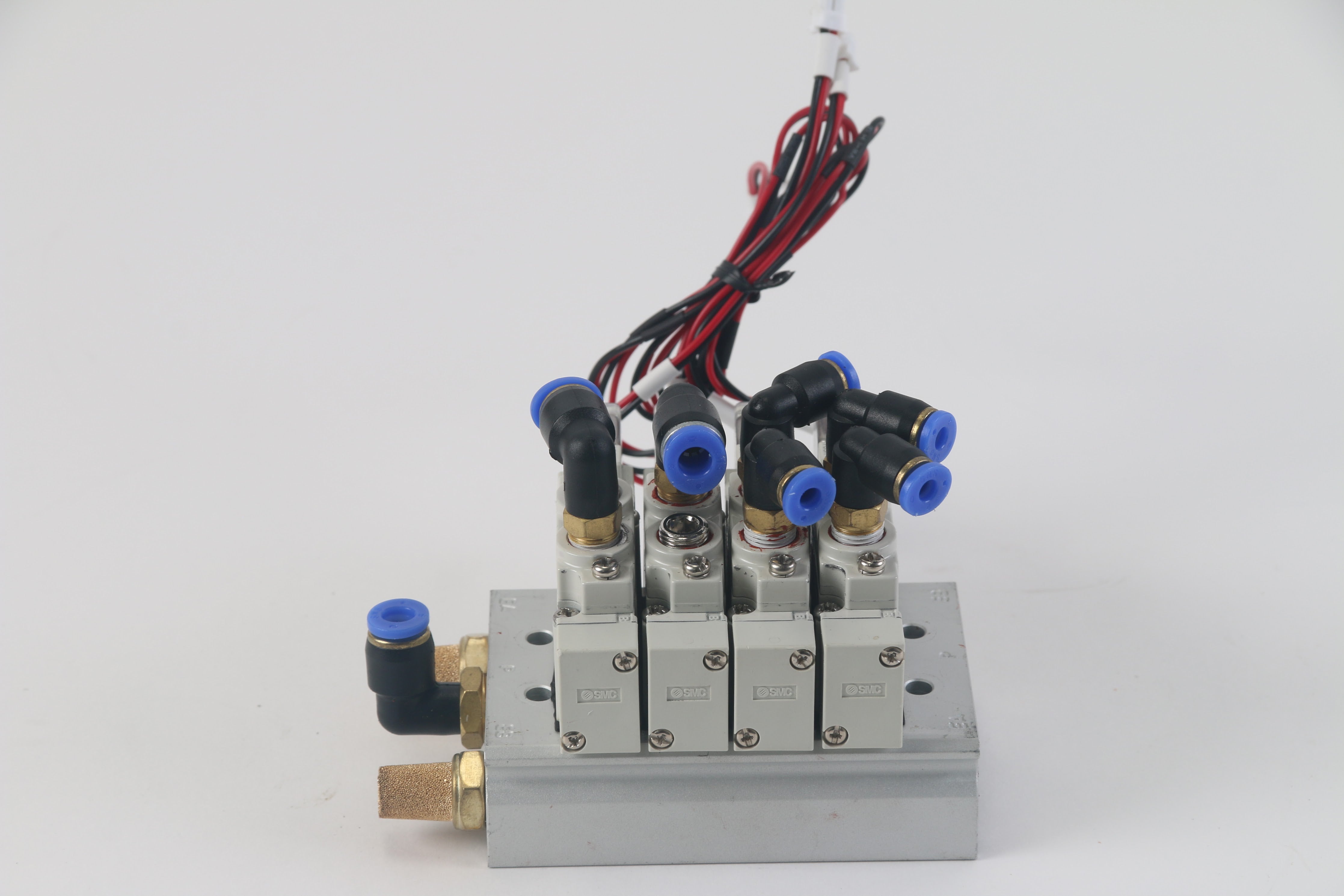 SMC SY5120-5LZD-01 Solenoid Valve ( Set of 4 on Rail) – NTC Tech