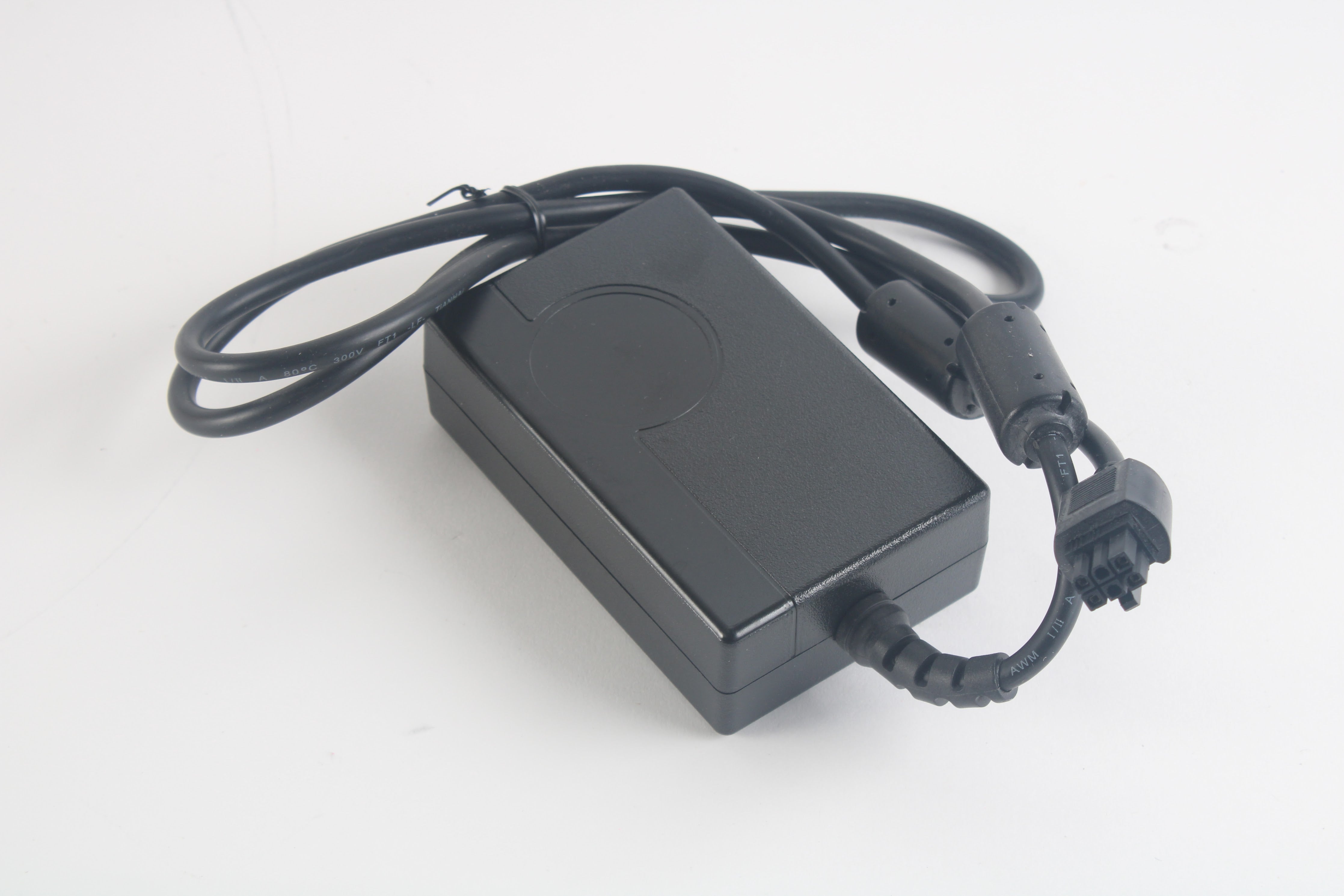 Sager Electronics ME60A0551F01 Multipurpose External Desktop AC-DC Pow ...