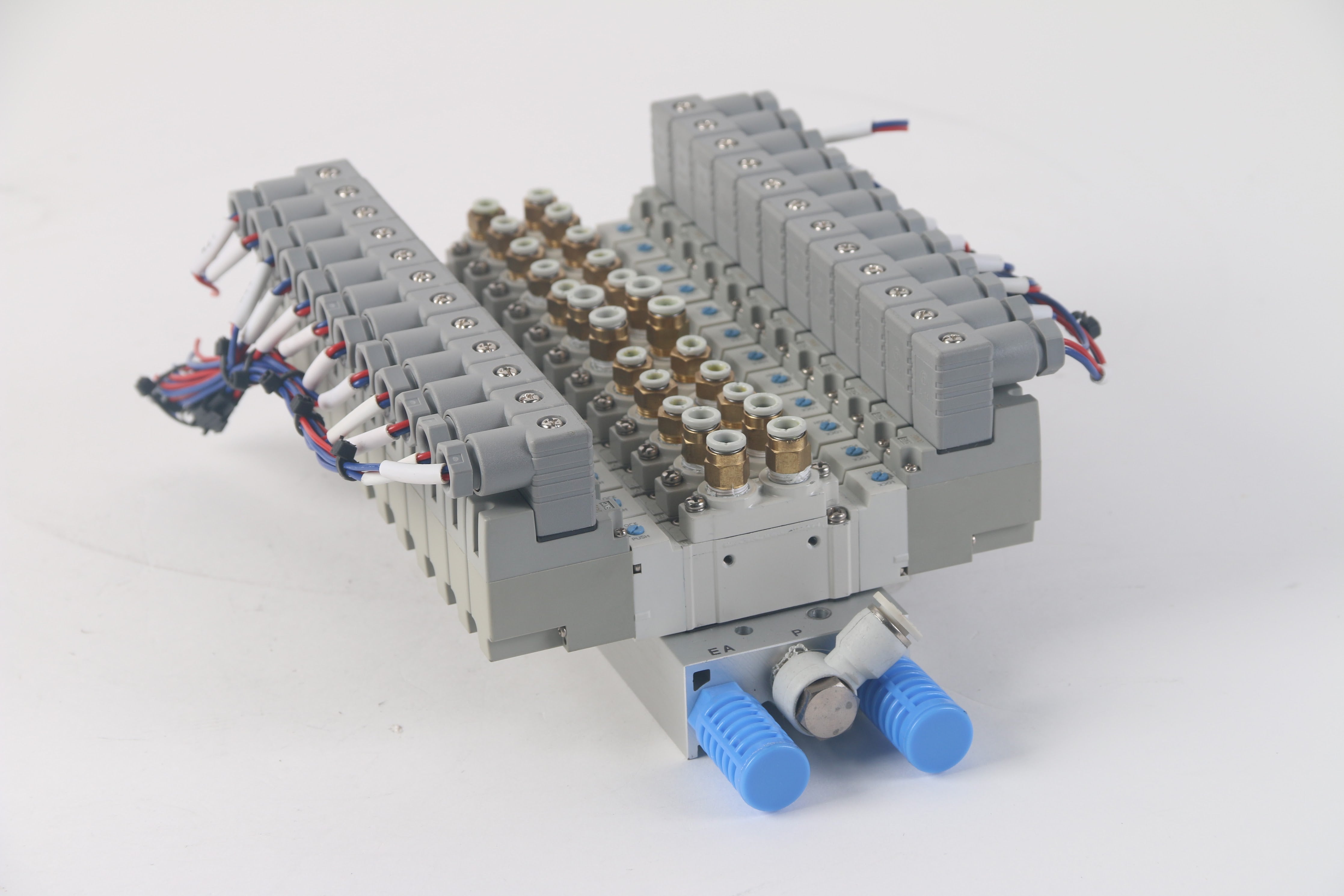 SMC SY5220-5DD-01 12x Solenoid Valve W/ Manifold – NTC Tech