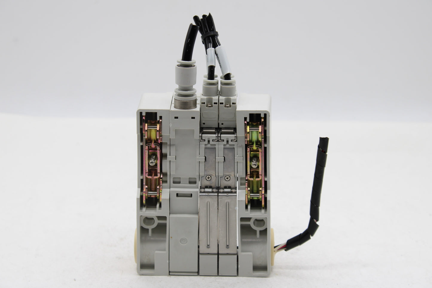 SMC 2x: SQ1A31-5-C4 Solenoid Valve With SMC Manifold – NTC Tech