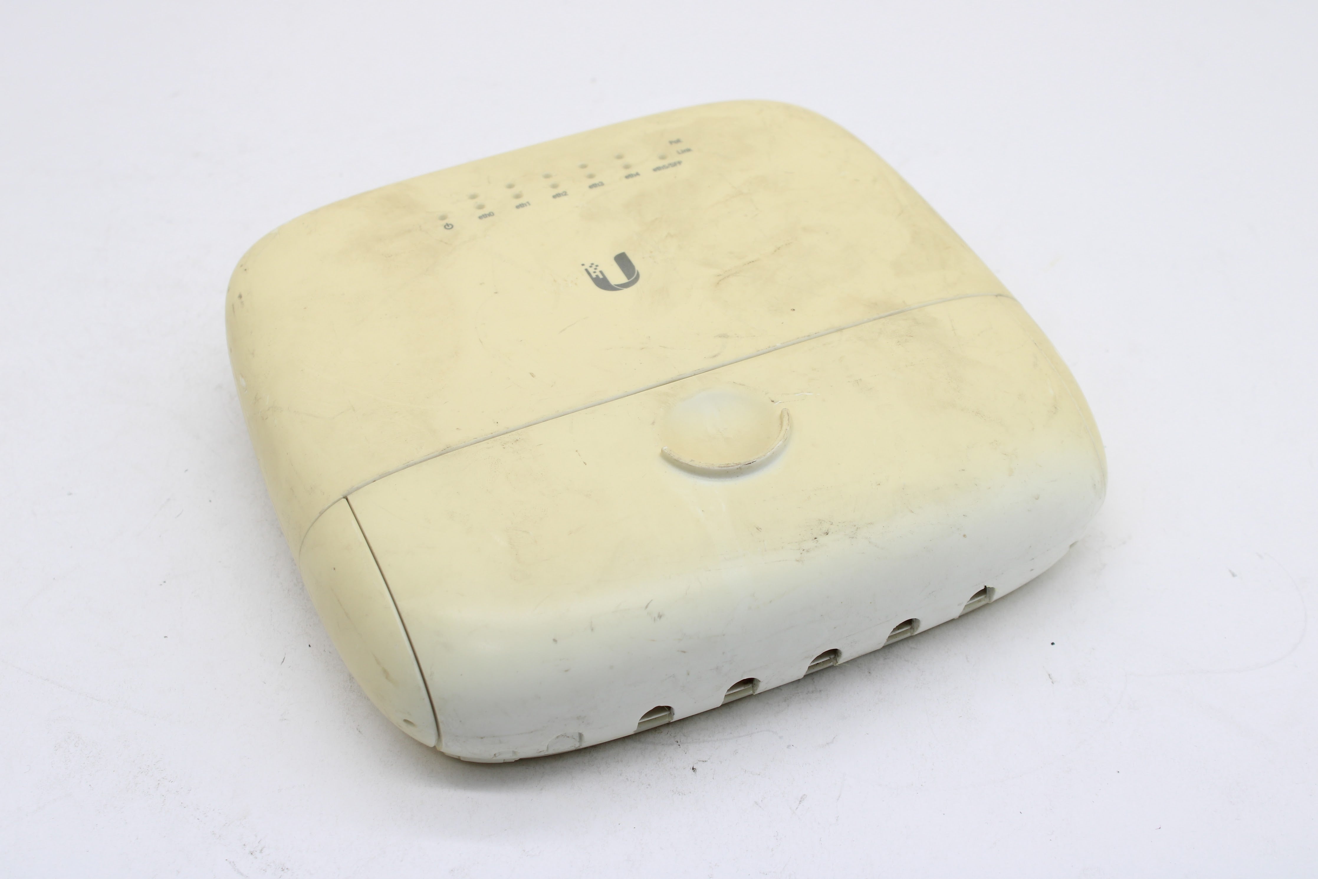 Ubiquiti EP-R6 EdgePoint R6 Router - Poor Condition – NTC Tech