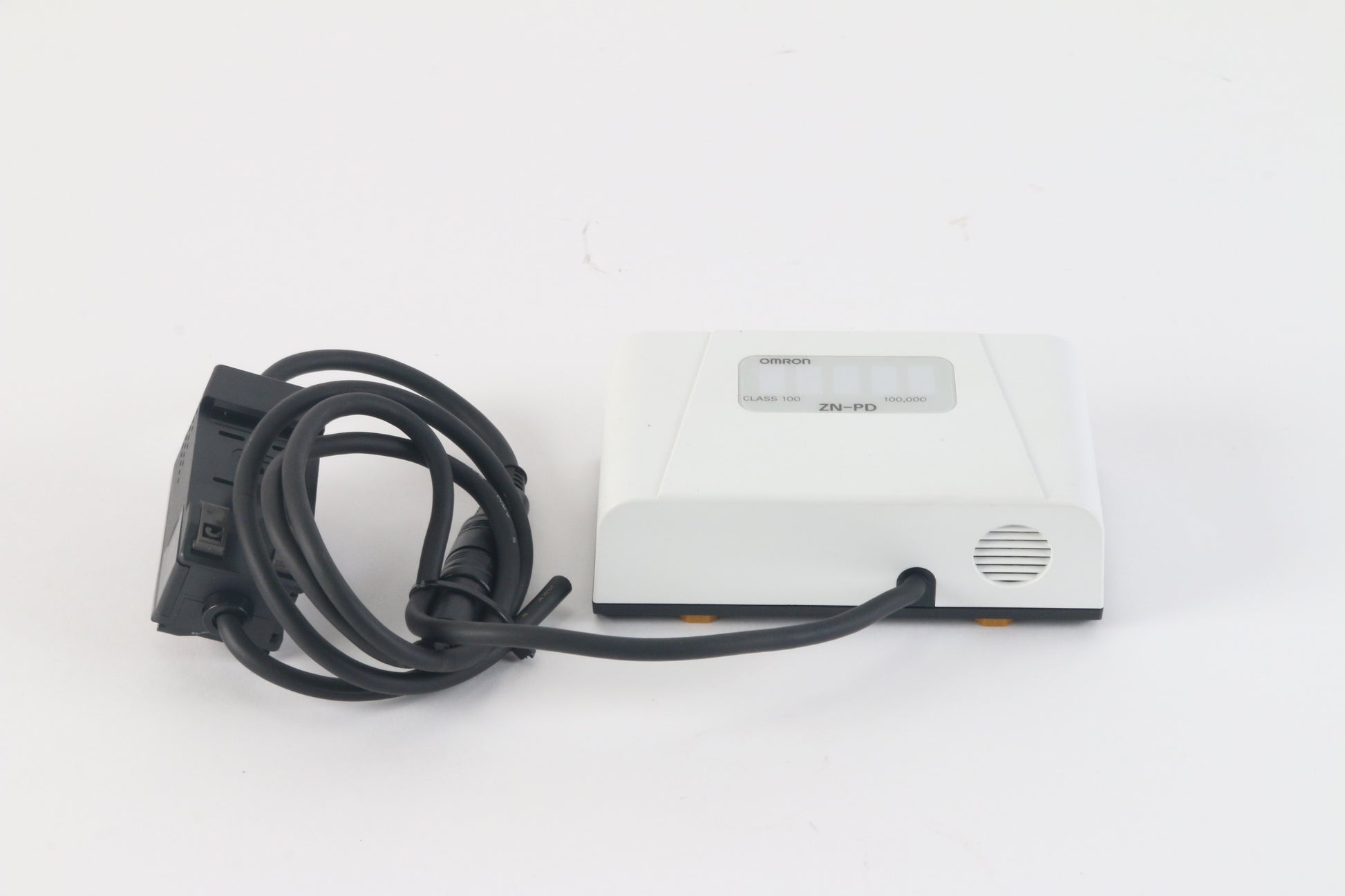 Omron ZN-PD Air Particle Sensor W/ ZN-PDA11 Amplifier – NTC Tech