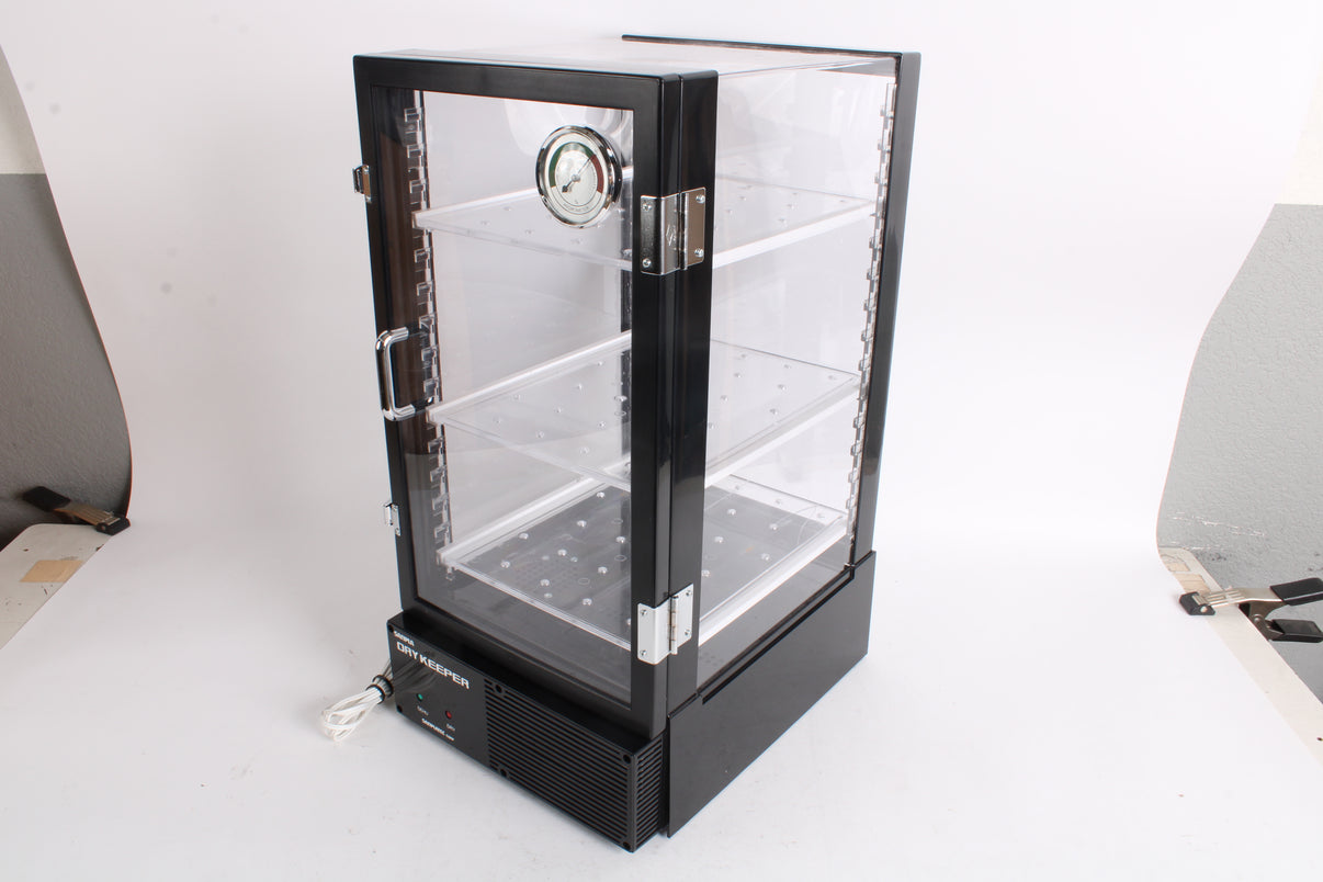 Sanplatec Sanpla Dry Keeper Auto-Desiccator Cabinet With 3x Plastic Sh ...