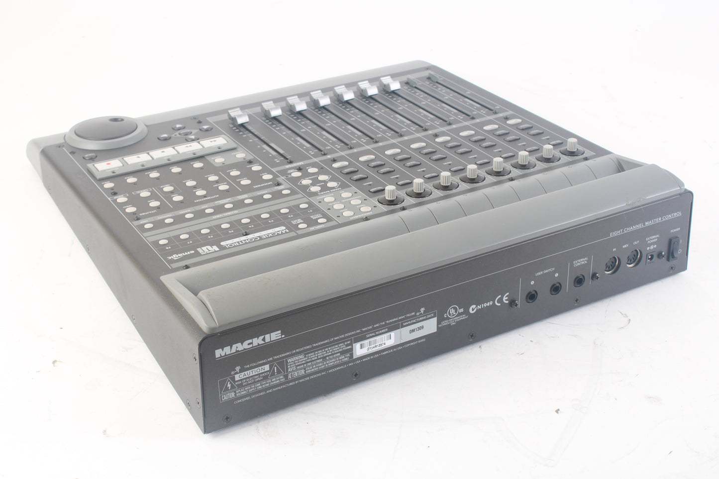 Mackie Control Universal 8-Channel DAW Master Control Surface Mixer ...