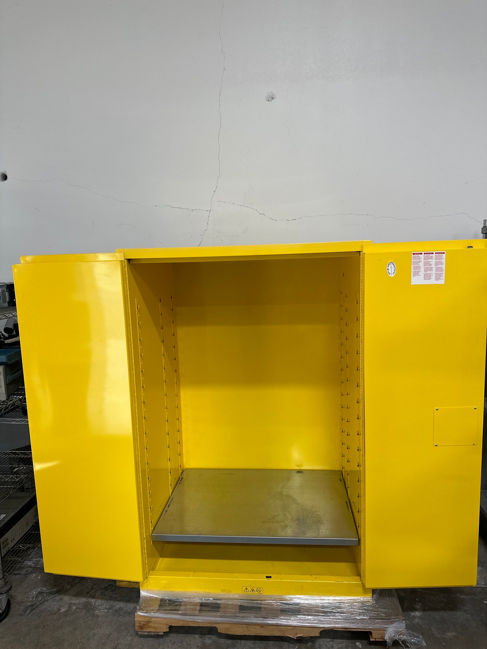 Uline H-2219M-Y Flammable Liquid Storage Cabinet (Yellow) 90 Gallon 34 ...