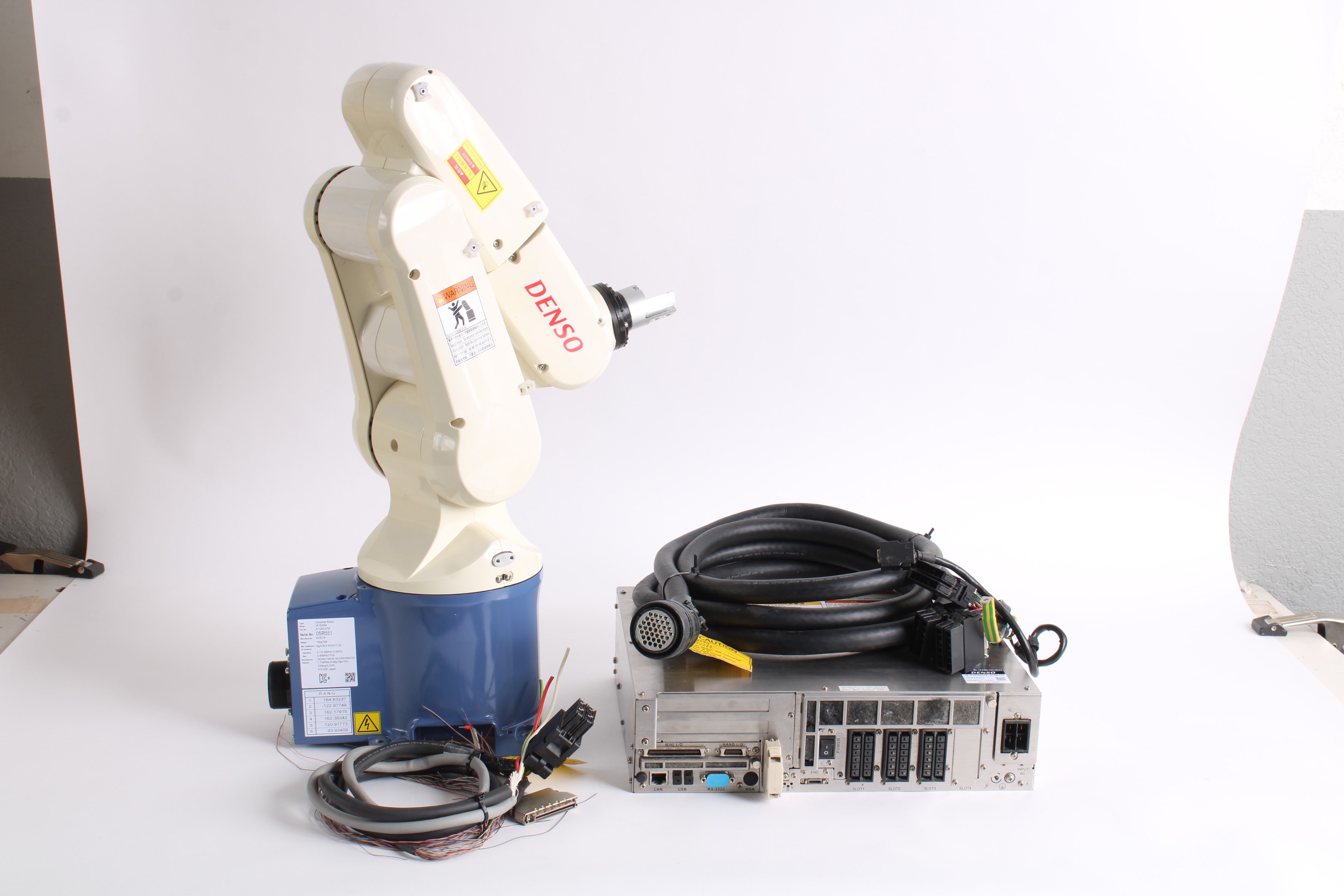 Denso RC8-VPA0 VP Series Robot Controller W/ Denso VP-6242M Industrial ...