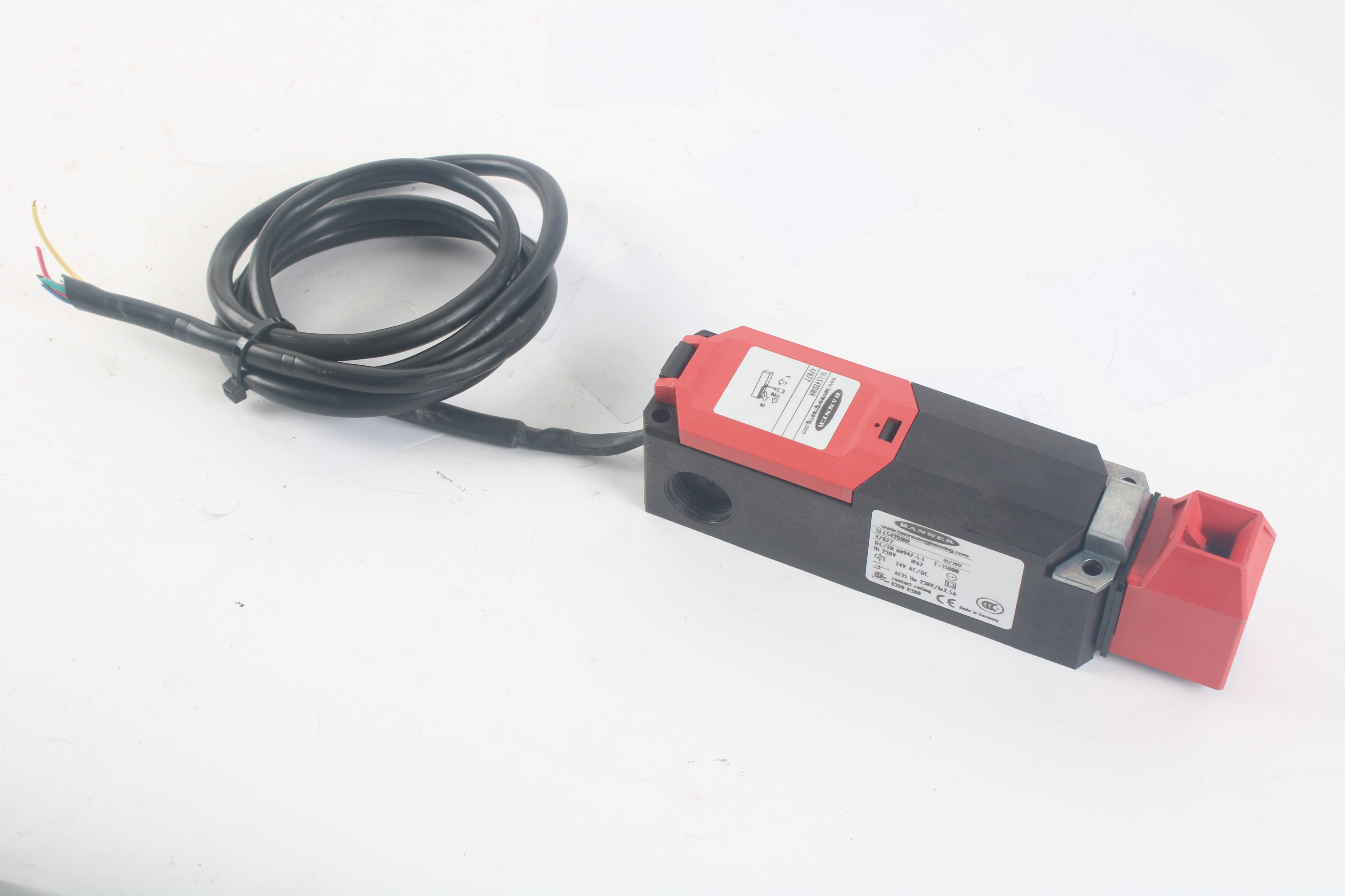 Banner SI-LS42DMH Spring Locking Interlock Switch – NTC Tech