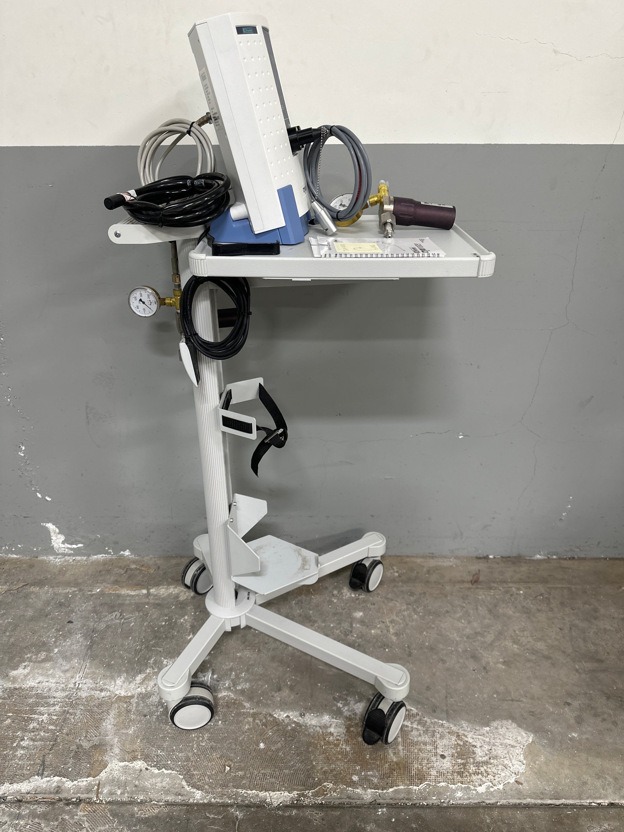 Keeler Cryomaster Ophthalmologic Cryo Unit 1801000003 w/ Stand and Gas ...