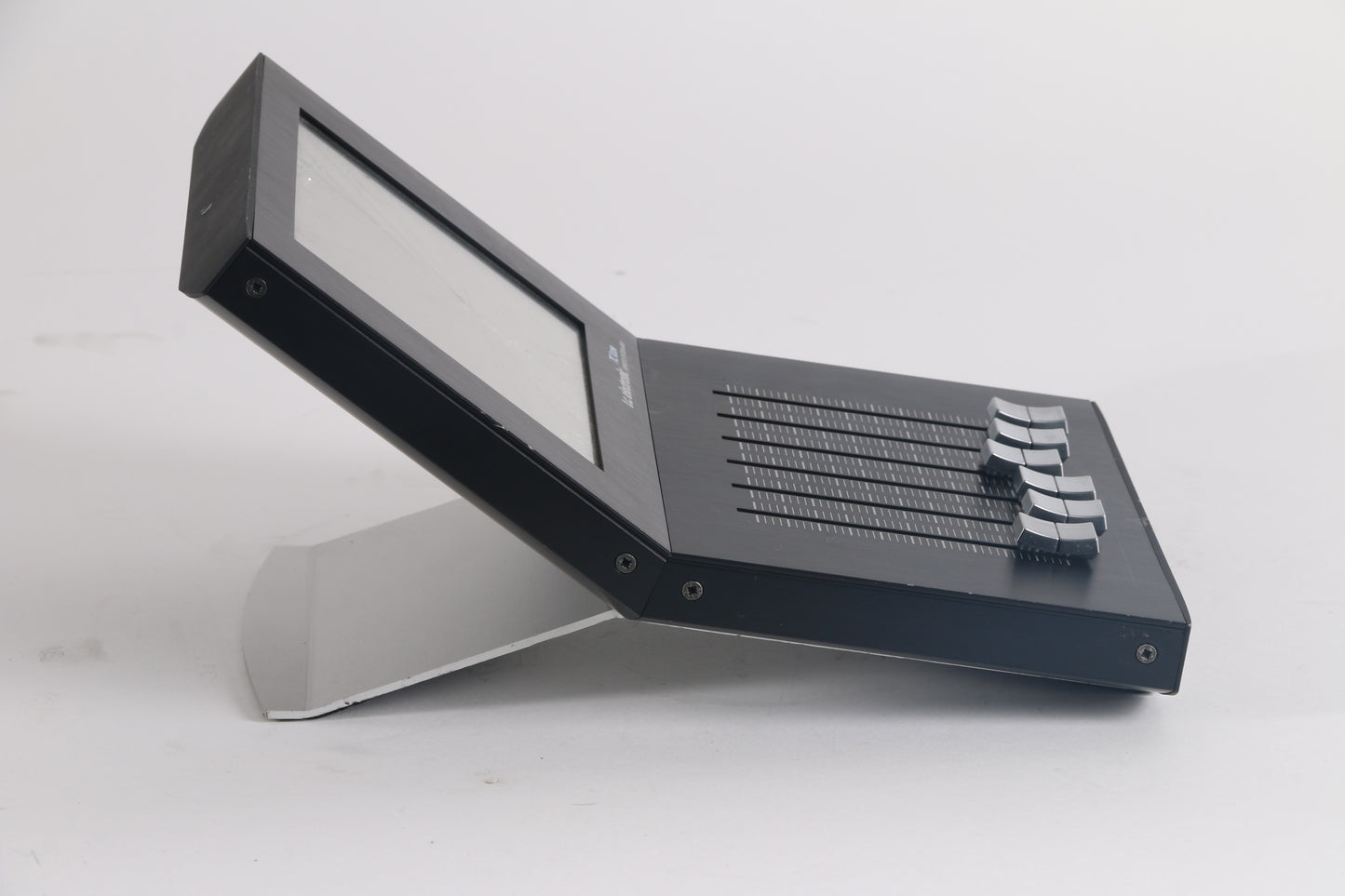 T.C. Electronic TC Icon Remote System 6000 – NTC Tech