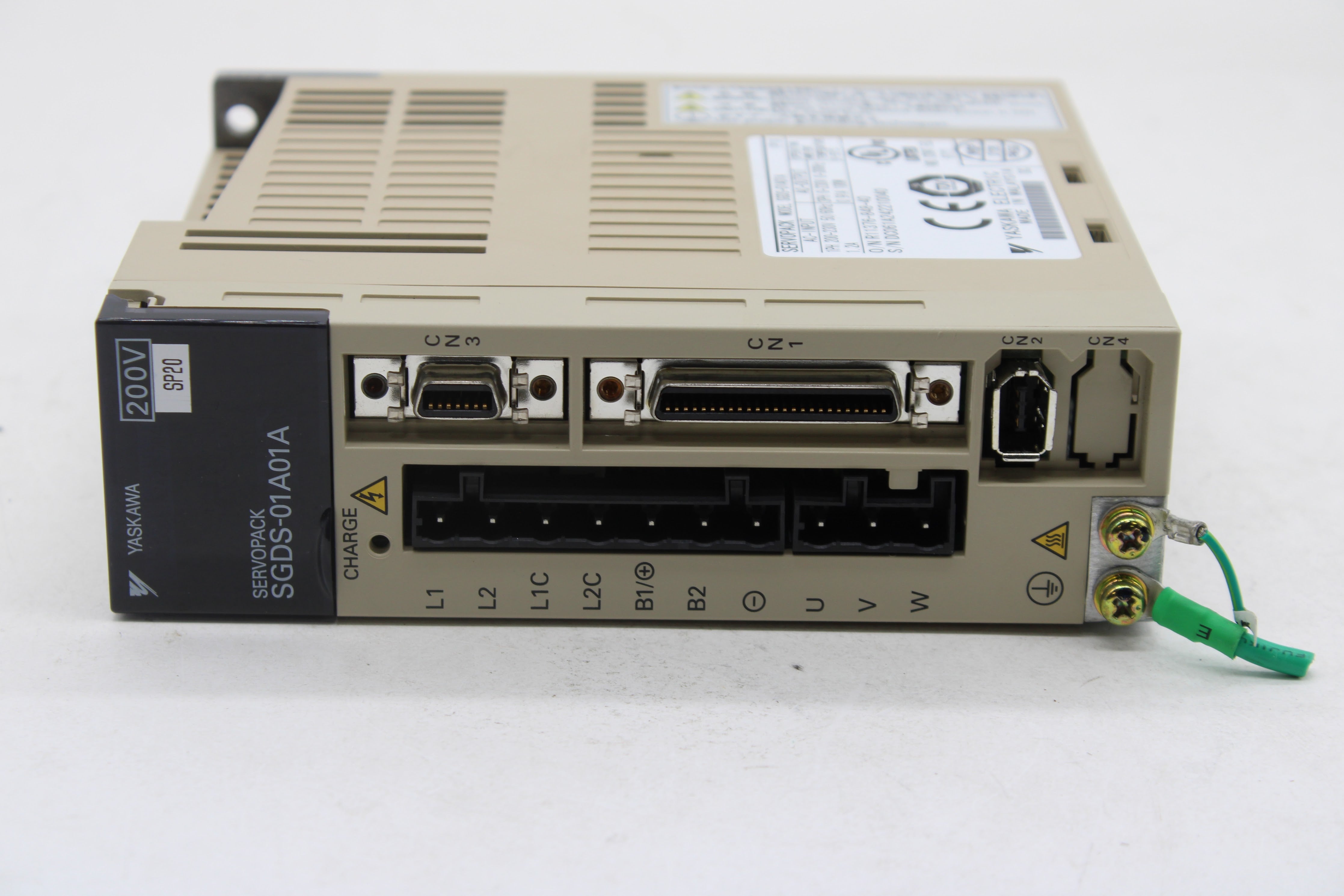 Yaskawa Electric SGDS-01A01A 1PH 200-230V Servo Drive - No Connectors ...