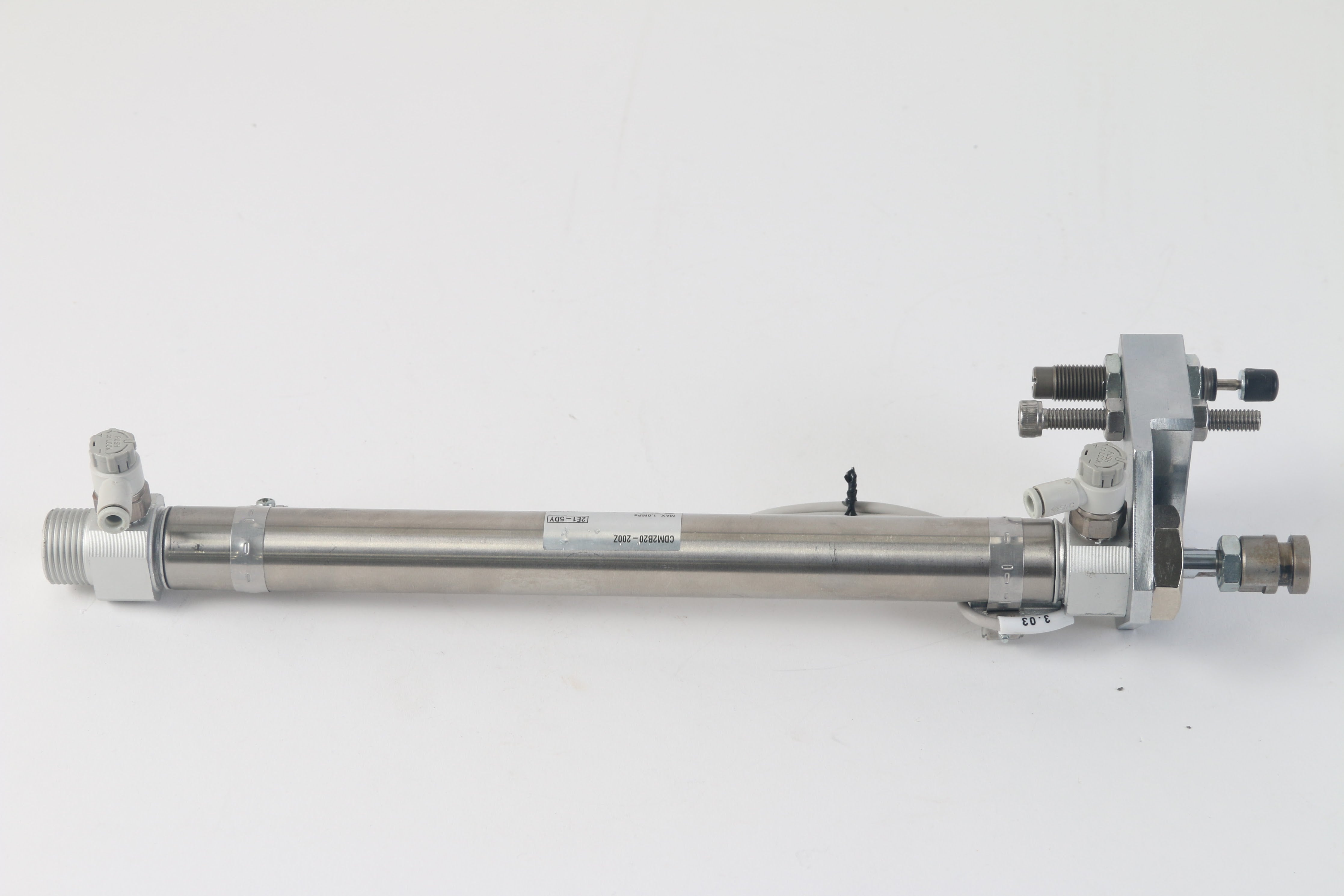 SMC CDM2B20-200Z Cylinder W/ MC R8C1006 and 2X SMC D-M9B Sensors – NTC Tech