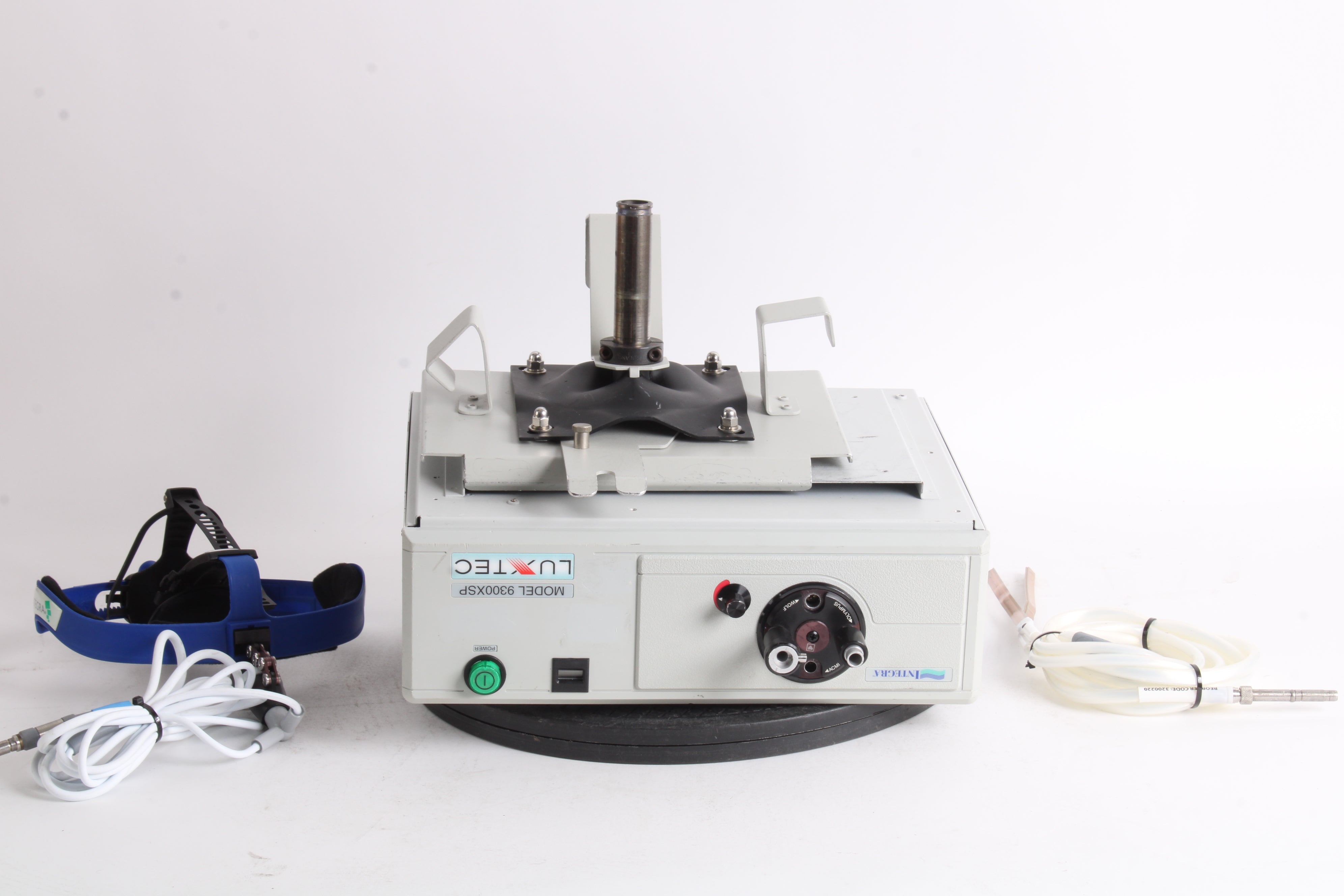 Luxtec 9300XSP Xenon Fiber Optic Light Source With Uxtec Integra Head ...