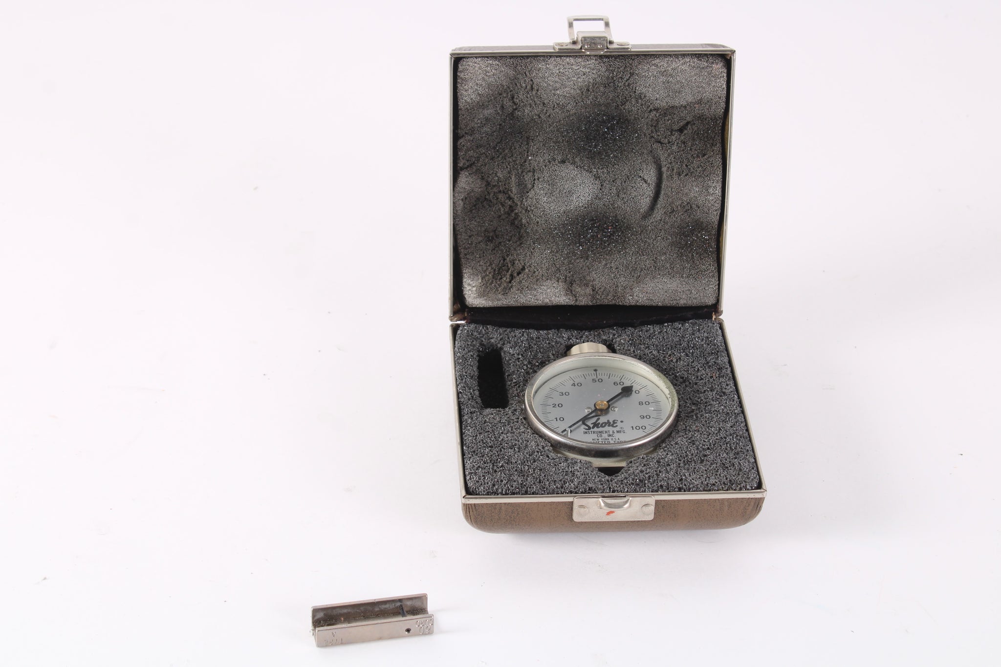 Shore Durometer Type ASTM D2240 - Pen Markings and Engravement – NTC Tech