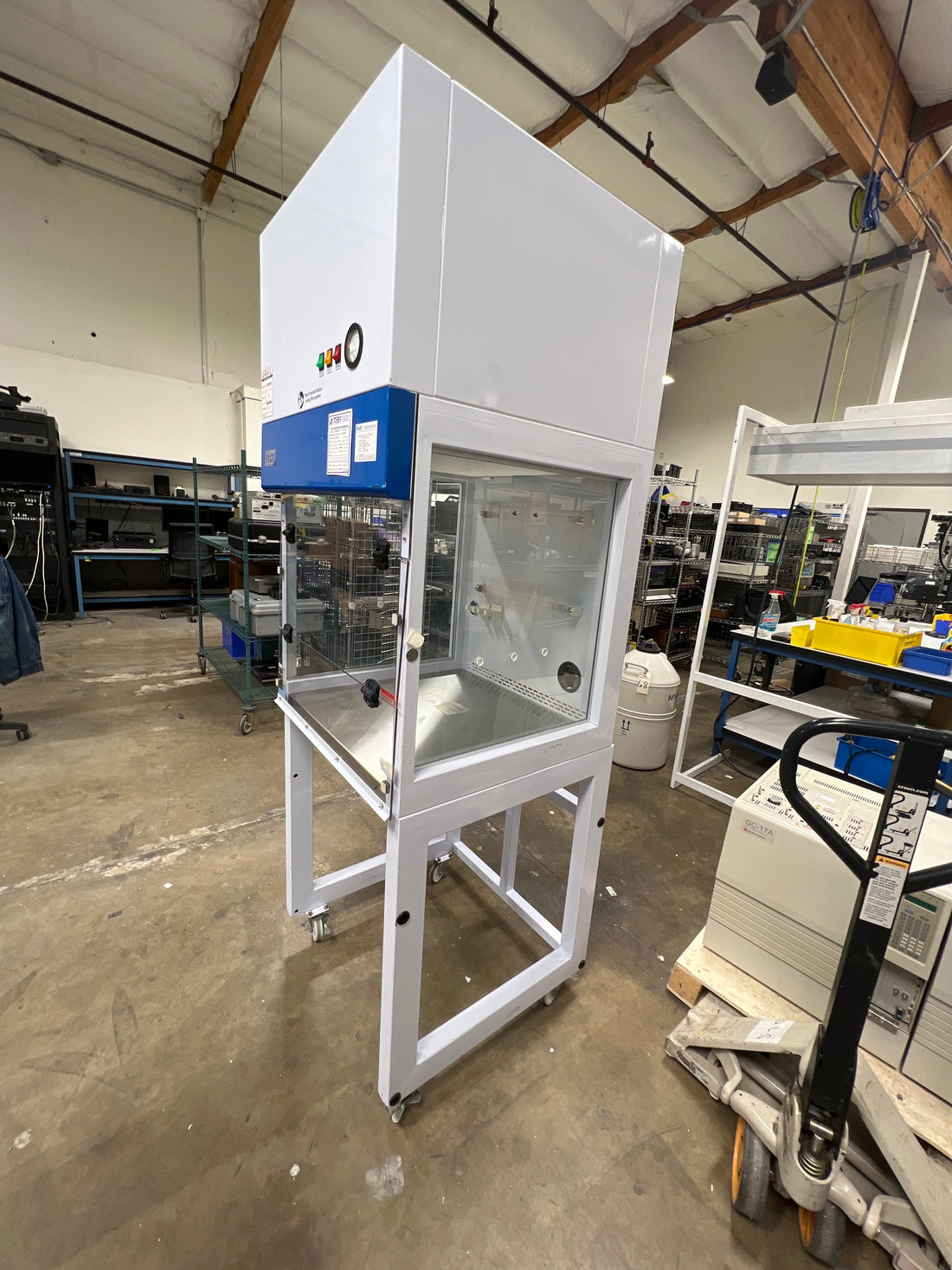Streamline Esco APC-2A2 Polymerase Chain Reaction Vertical Laminar Flo ...