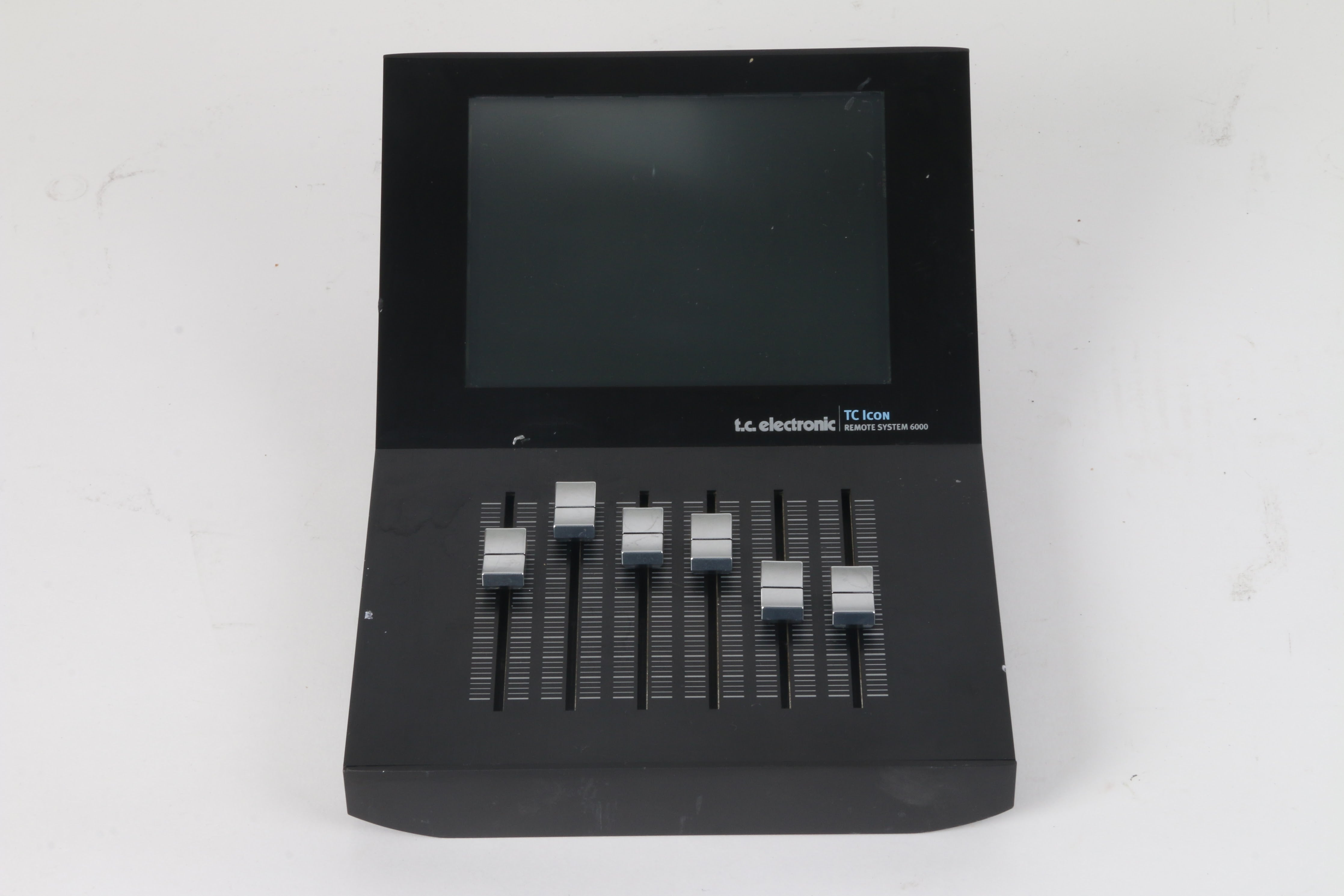 T.C. Electronic TC Icon Remote System 6000 – NTC Tech