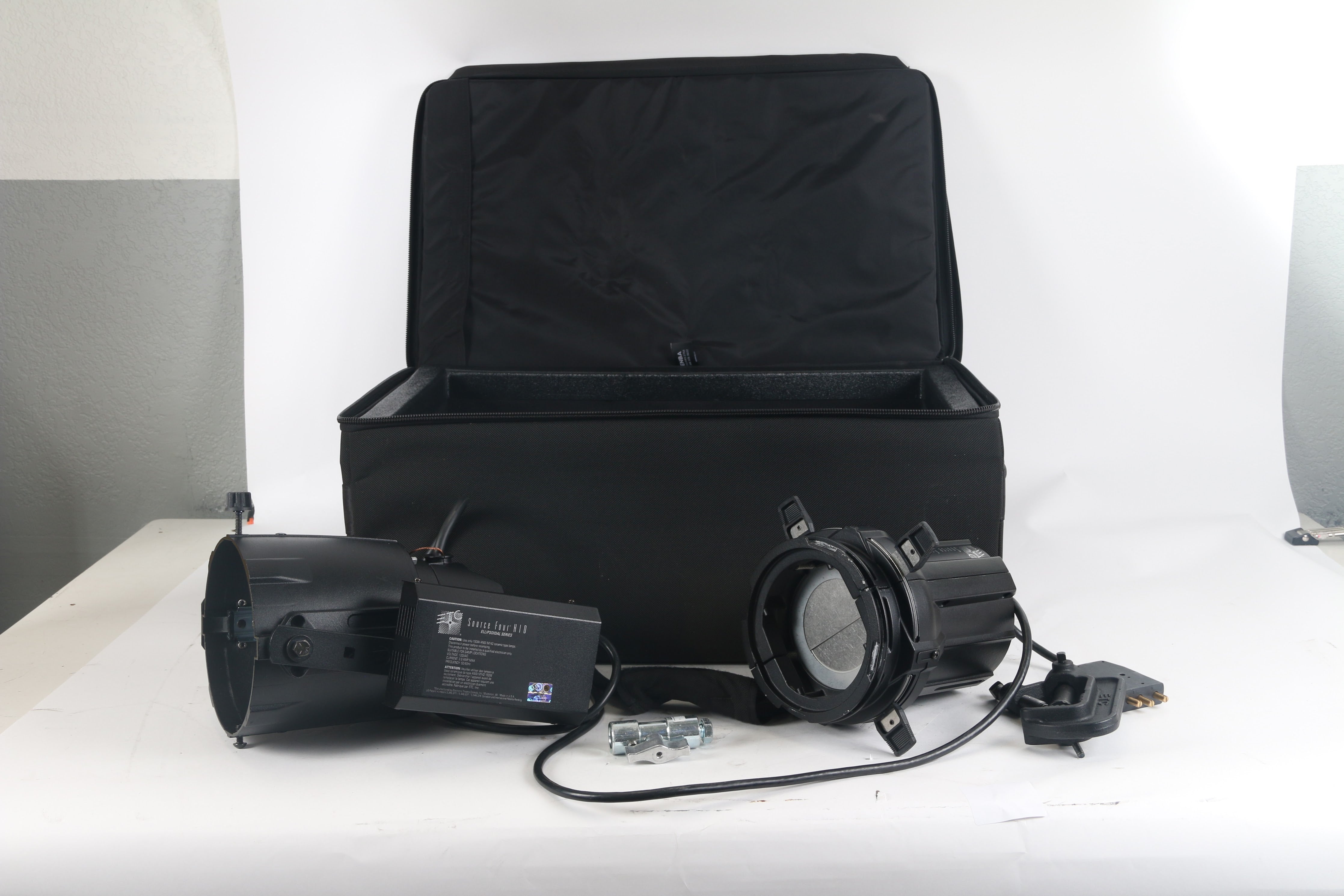 ETC Connect Source Four Hid Ellipsoidal Stage Light – NTC Tech