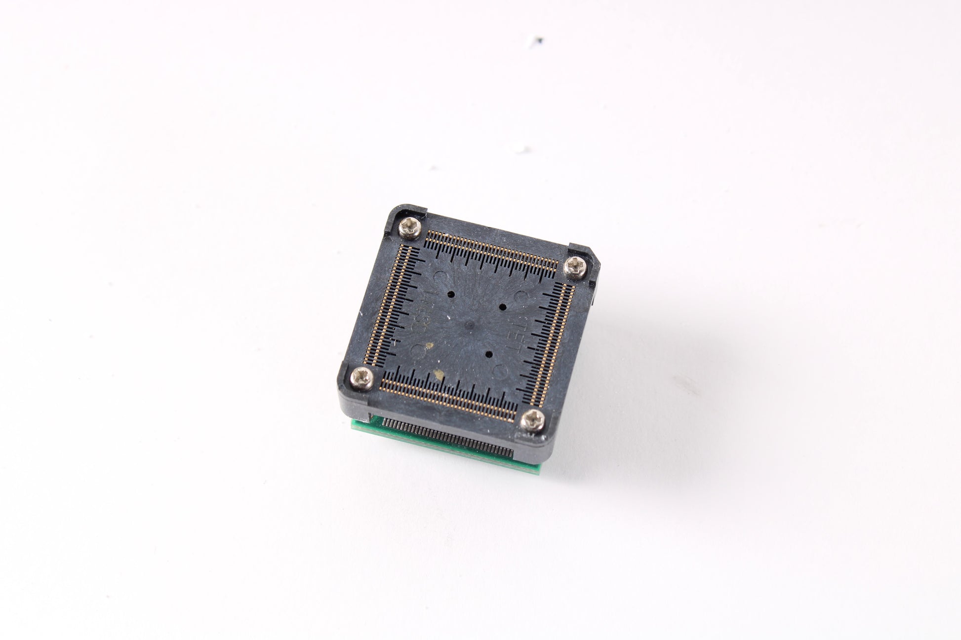 Renesas 144GJ-HQ-01T Microcontroller – NTC Tech