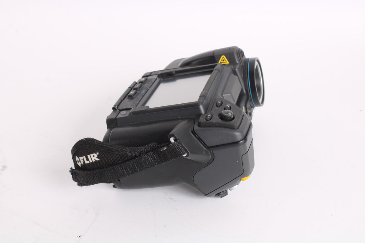 Flir FLIR-T62101 Infrared Thermal Camera With Accessories and Case ...
