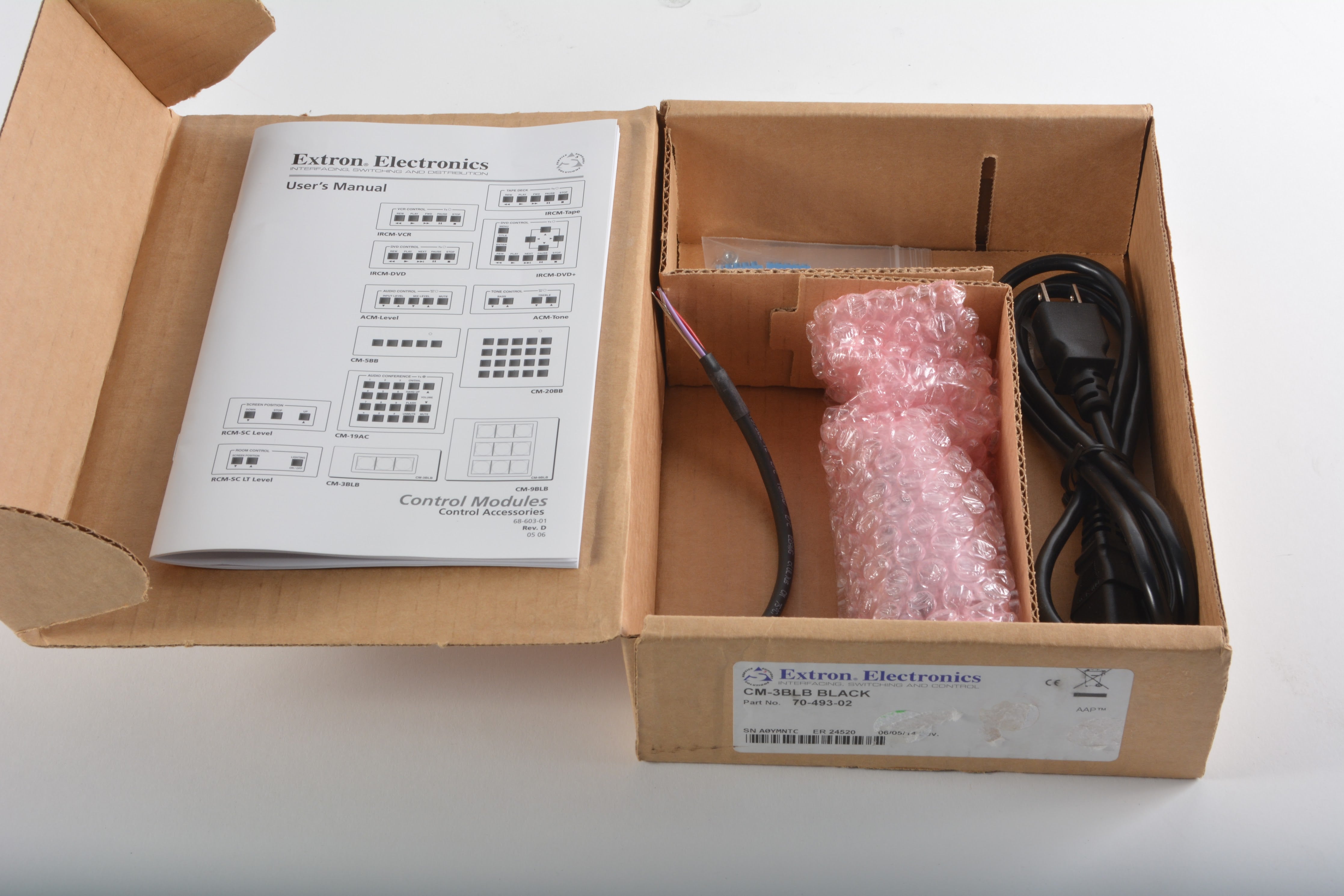 NOB Extron CM-3BLB Black Three-Button, Double Space Control Module 70 ...