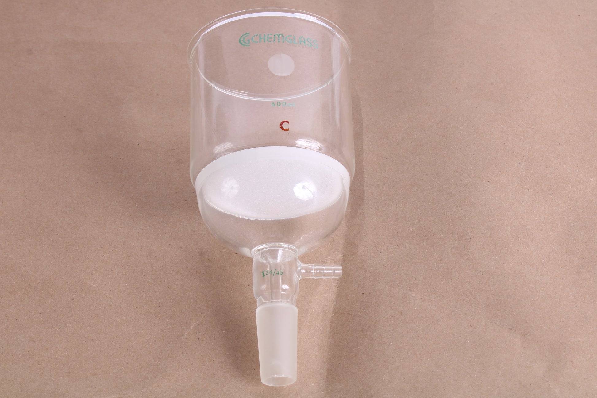 Chemglass 600mL Filter Funnel, Buchner 24/40 Lower Vacuum Coarse Frit ...