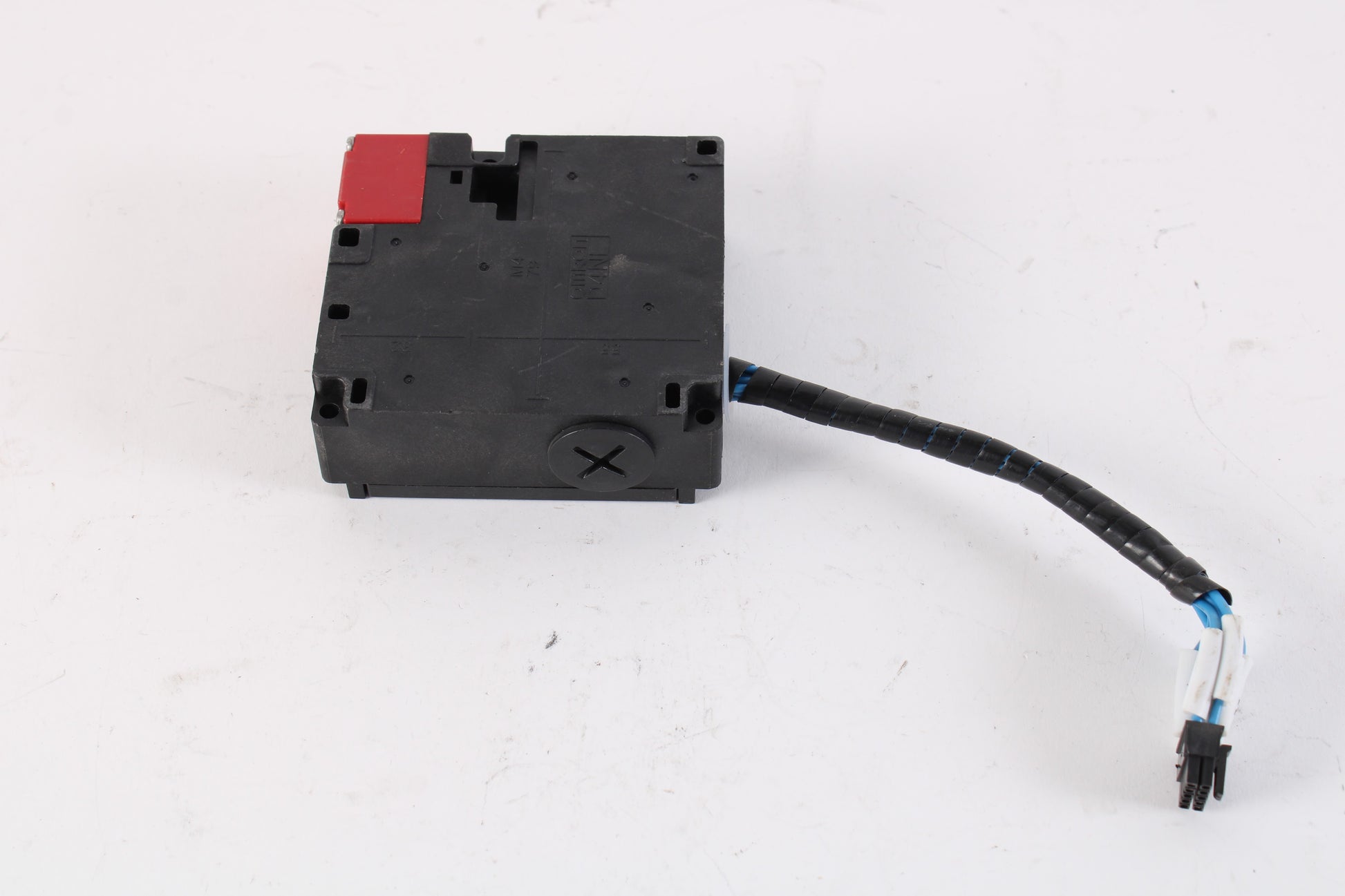 Omron D4NL-4EFG-B Guard Lock Safety-Door Switch - No Key – NTC Tech