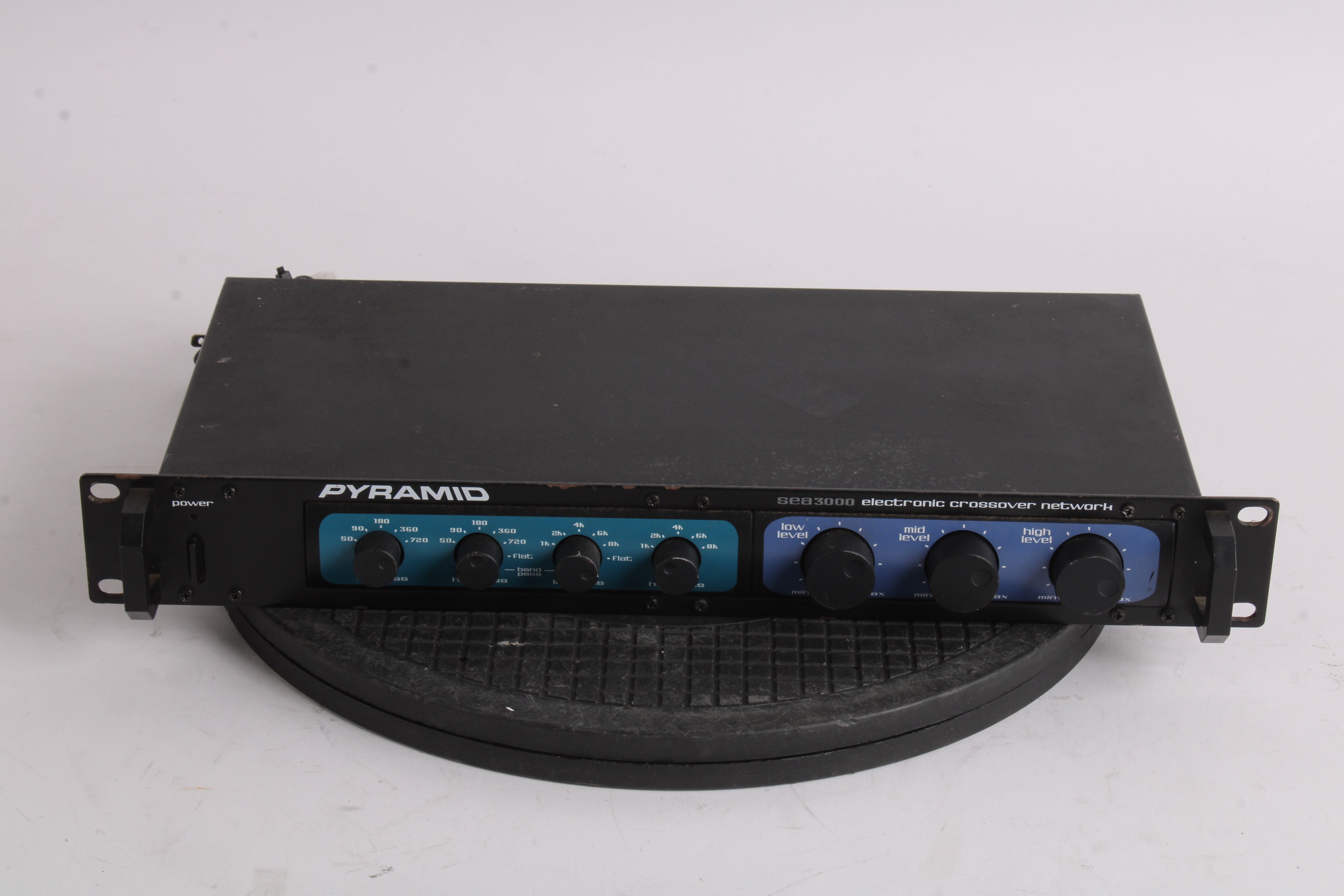 Pyramid SEA3000 Electronic Crossover Network Controlled Preamplifier ...