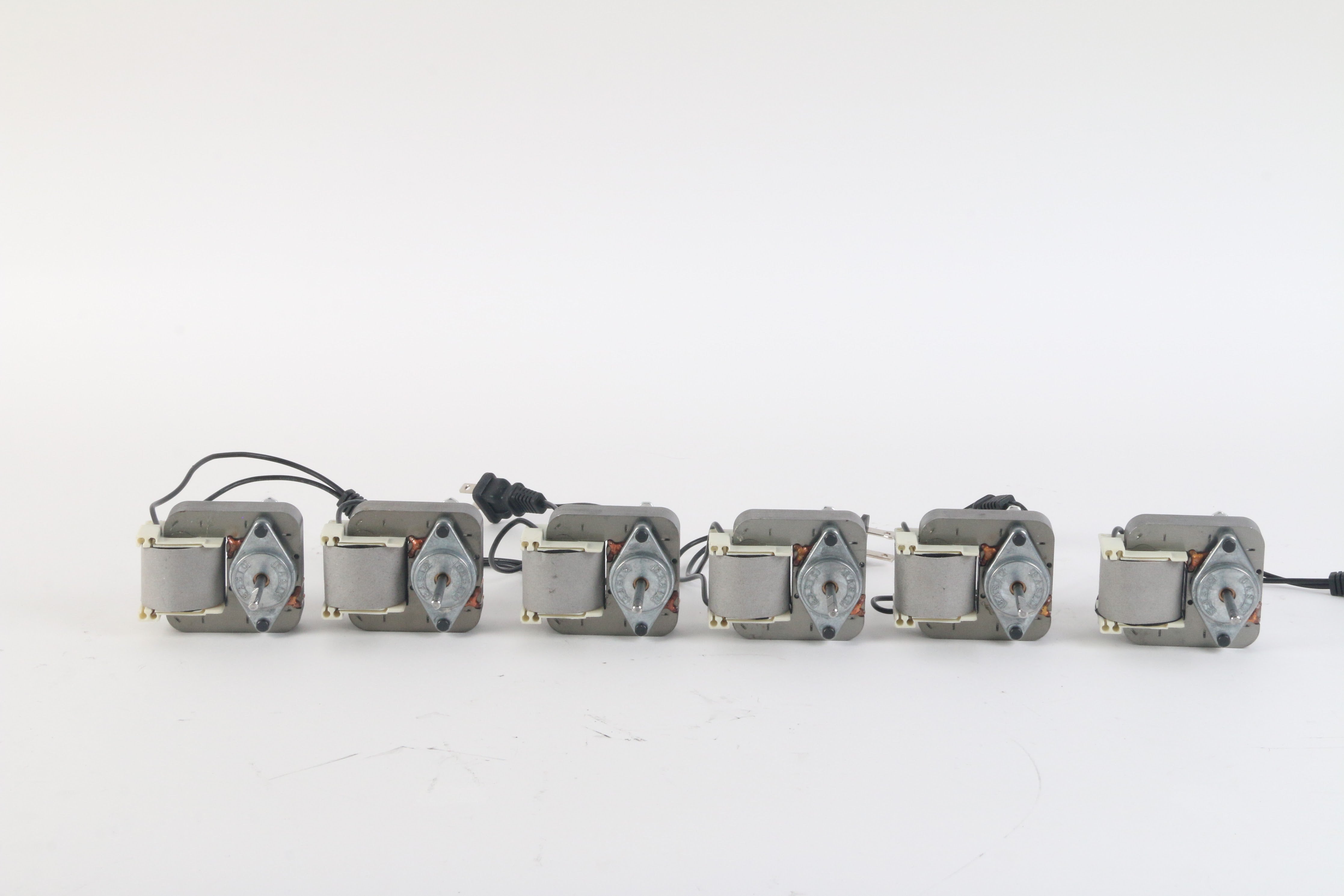Basic 0.65 Amps @ 120V 3000 RPM CCW CL.B 020 Motor Lot of 6 – NTC Tech